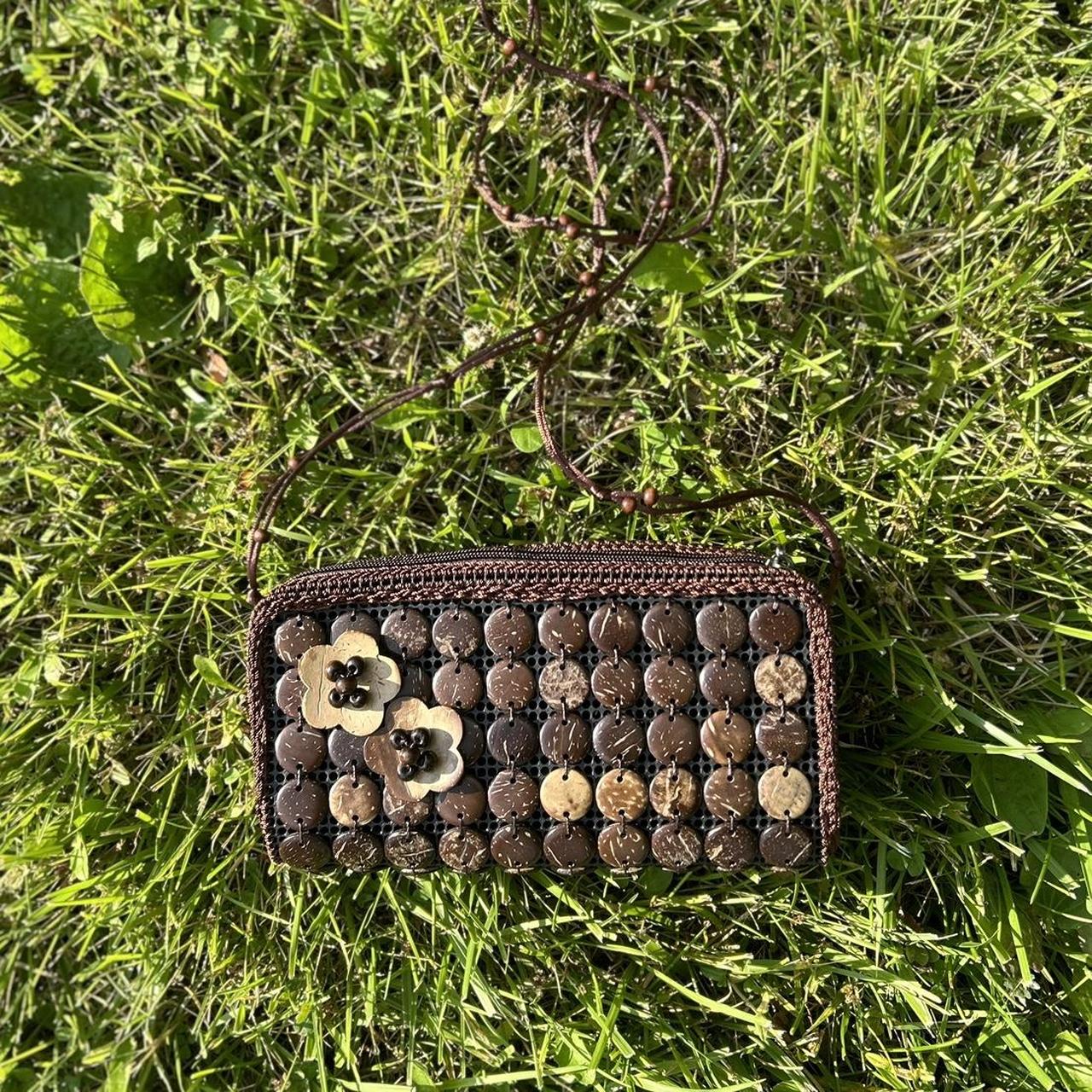 Cute coconut girl core purse! In great condition :)... - Depop