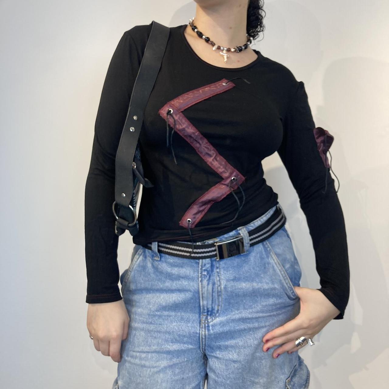 Y2k subversive long sleeve top WORLDWIDE SHIPPING ... - Depop