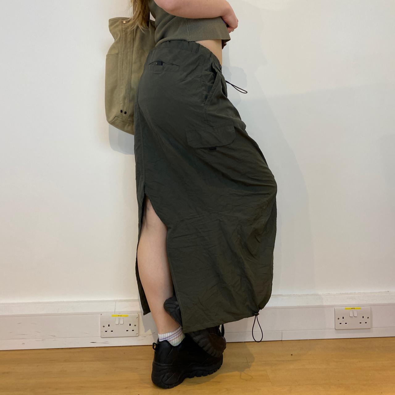 UNIQLO Women's Khaki and Green Skirt | Depop