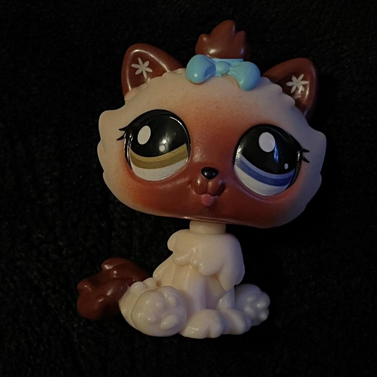 LPS Himalayan Cat Gen 7 #4 #littlestpetshop #lps... - Depop