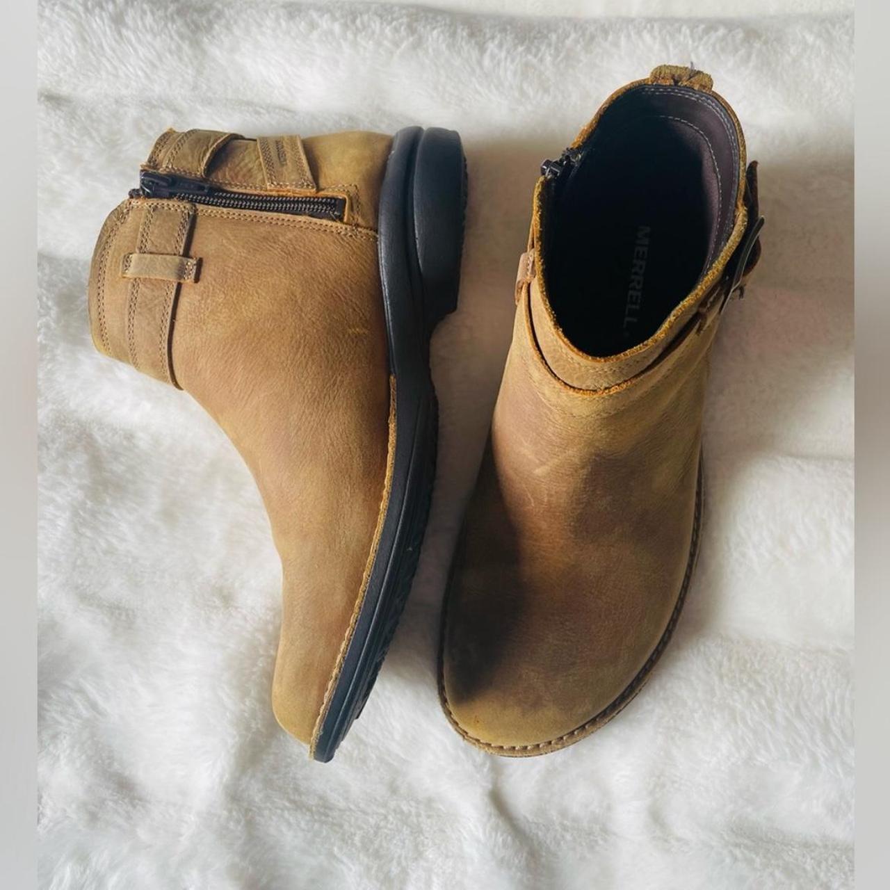 Merrell. Woman’s size 7. Merrell Andover Bluff... - Depop