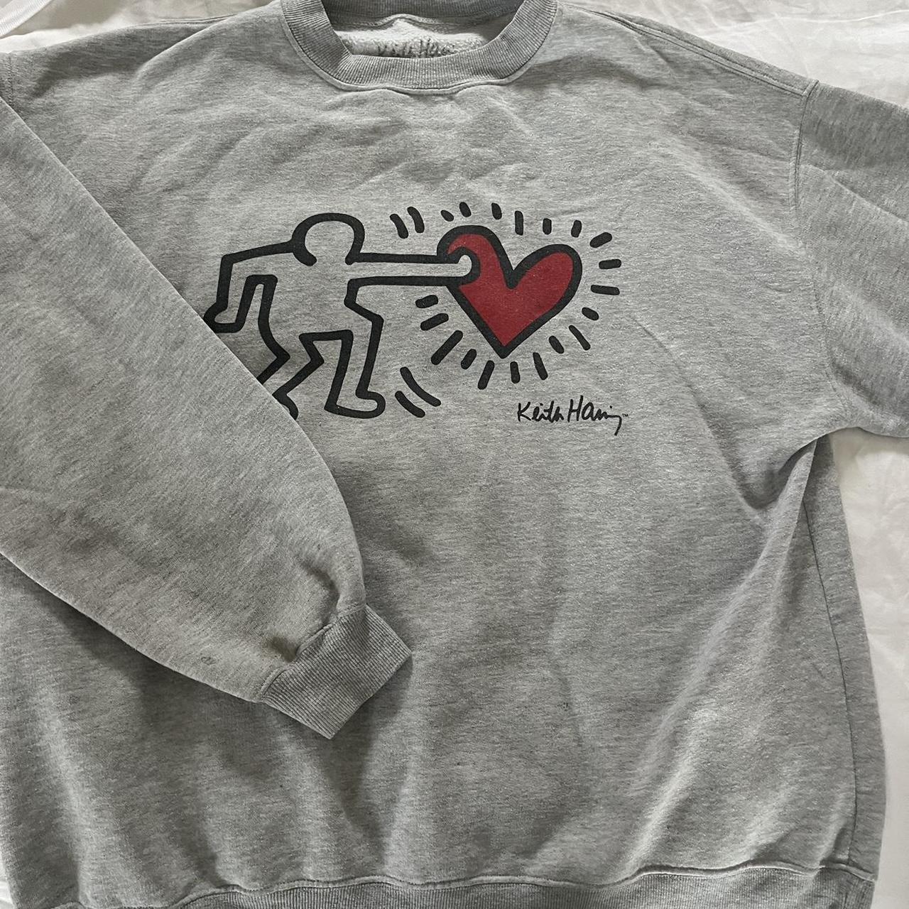 Cute gray crewneck Keith haring design - Depop