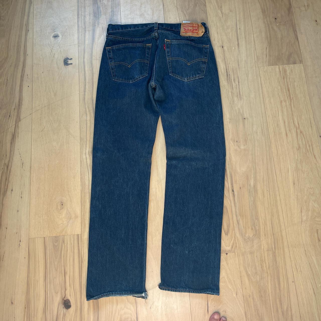 Dark blue Levi’s 501 32/32 Wear it a couple times | Depop