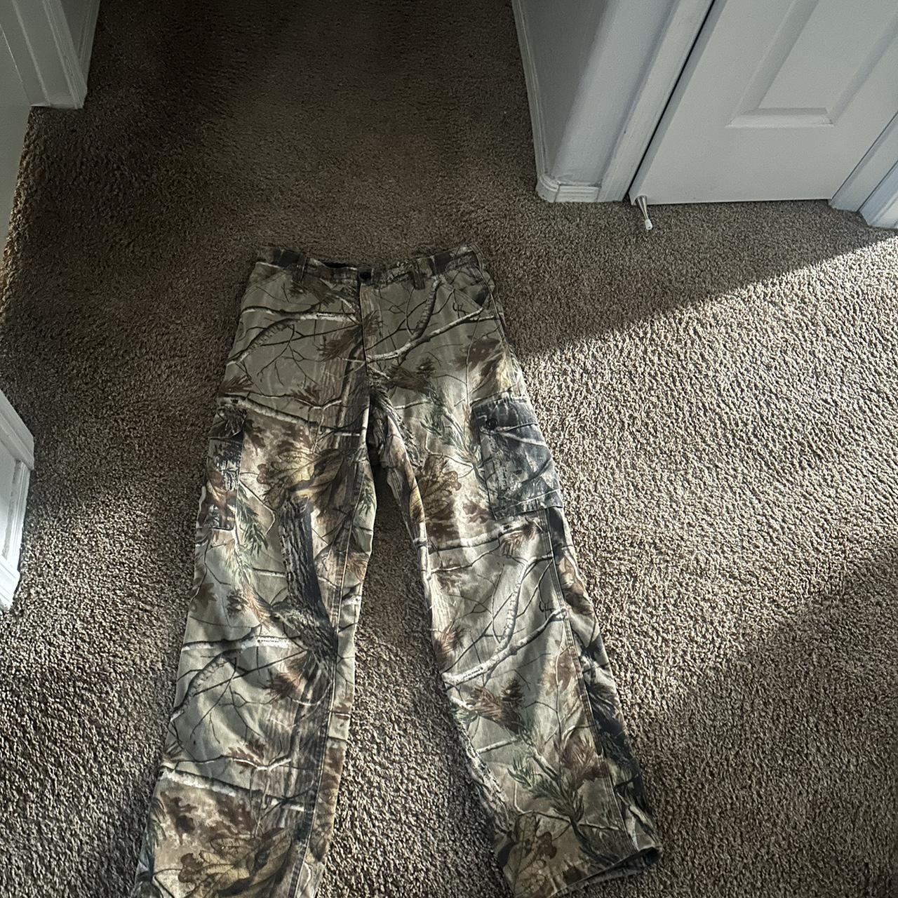 Realtree camo pants 32x34 - Depop
