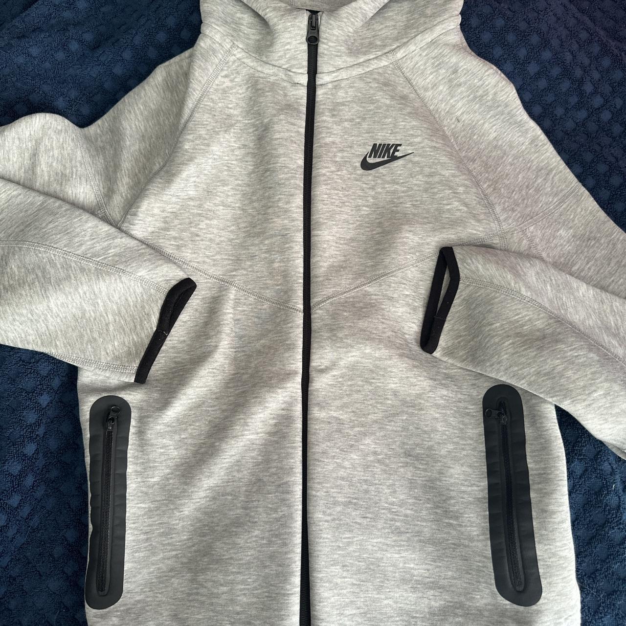 nike tech fleece zip up - Depop
