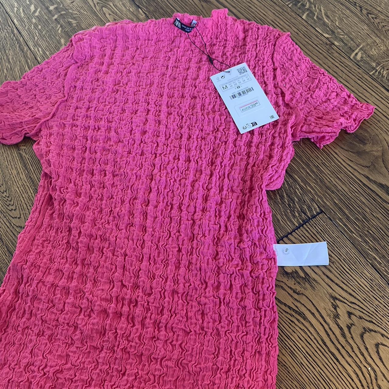 Pink textured top never been worn tags still on! - Depop