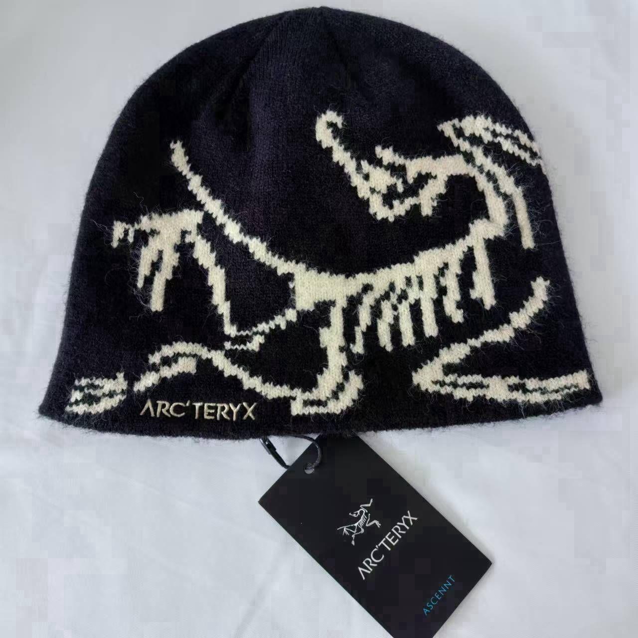 Arc'teryx Black Men's and Women's Knit Hat Cold... - Depop