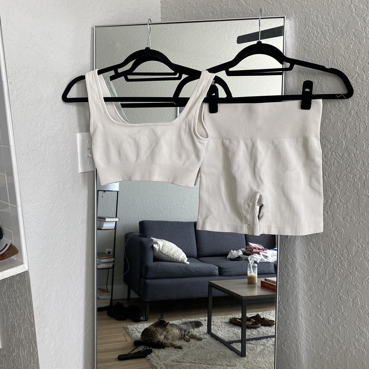 cream workout set top and bottom size... - Depop