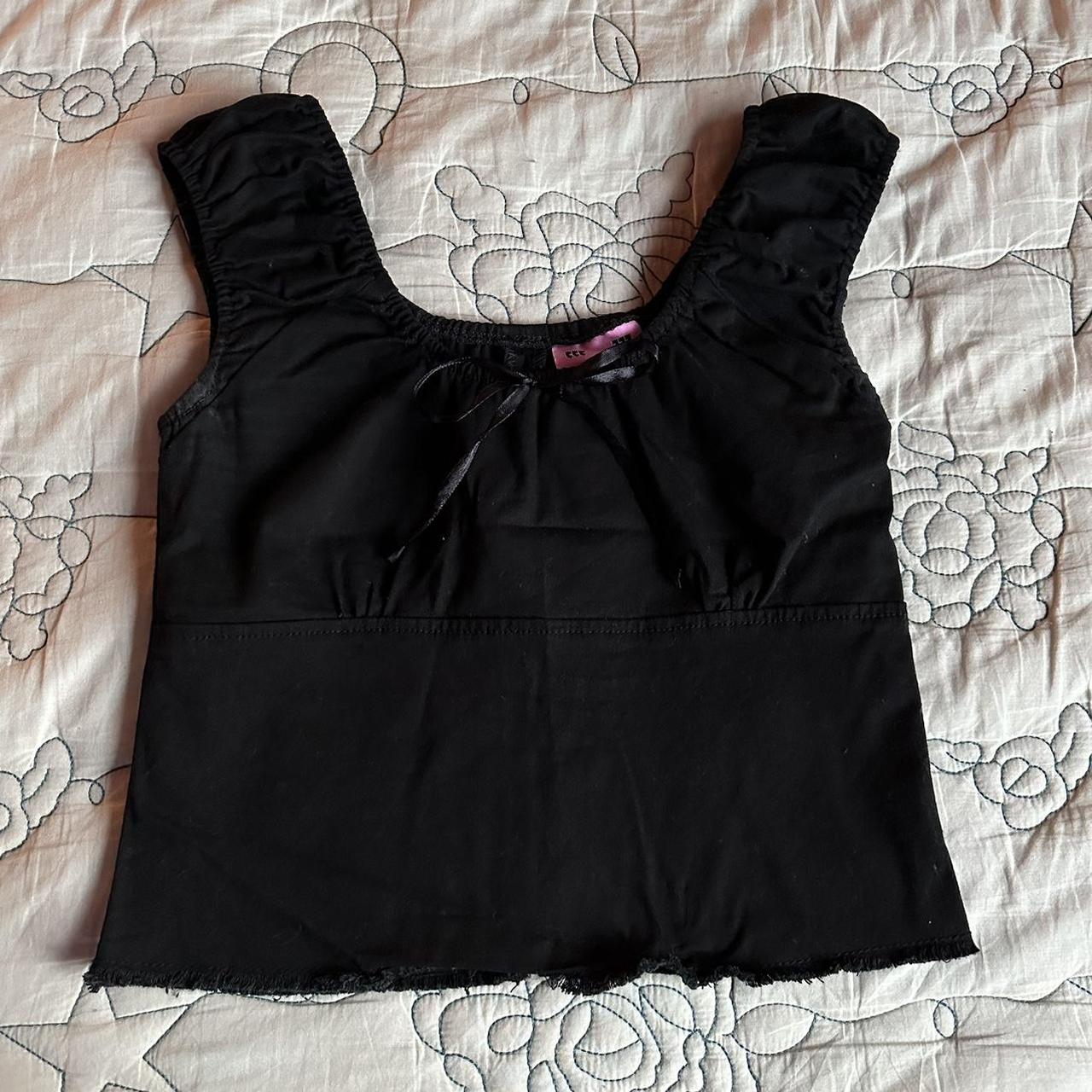 Unif rox top in black, just needs to be lint... - Depop