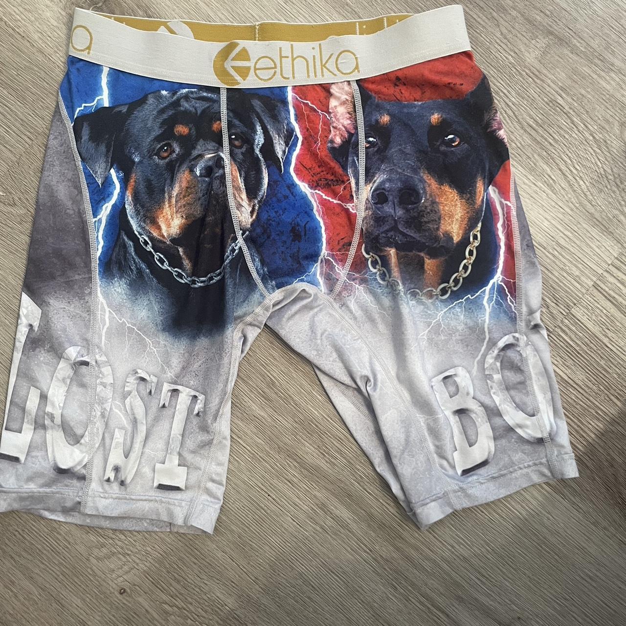 adult small ethikas - Depop