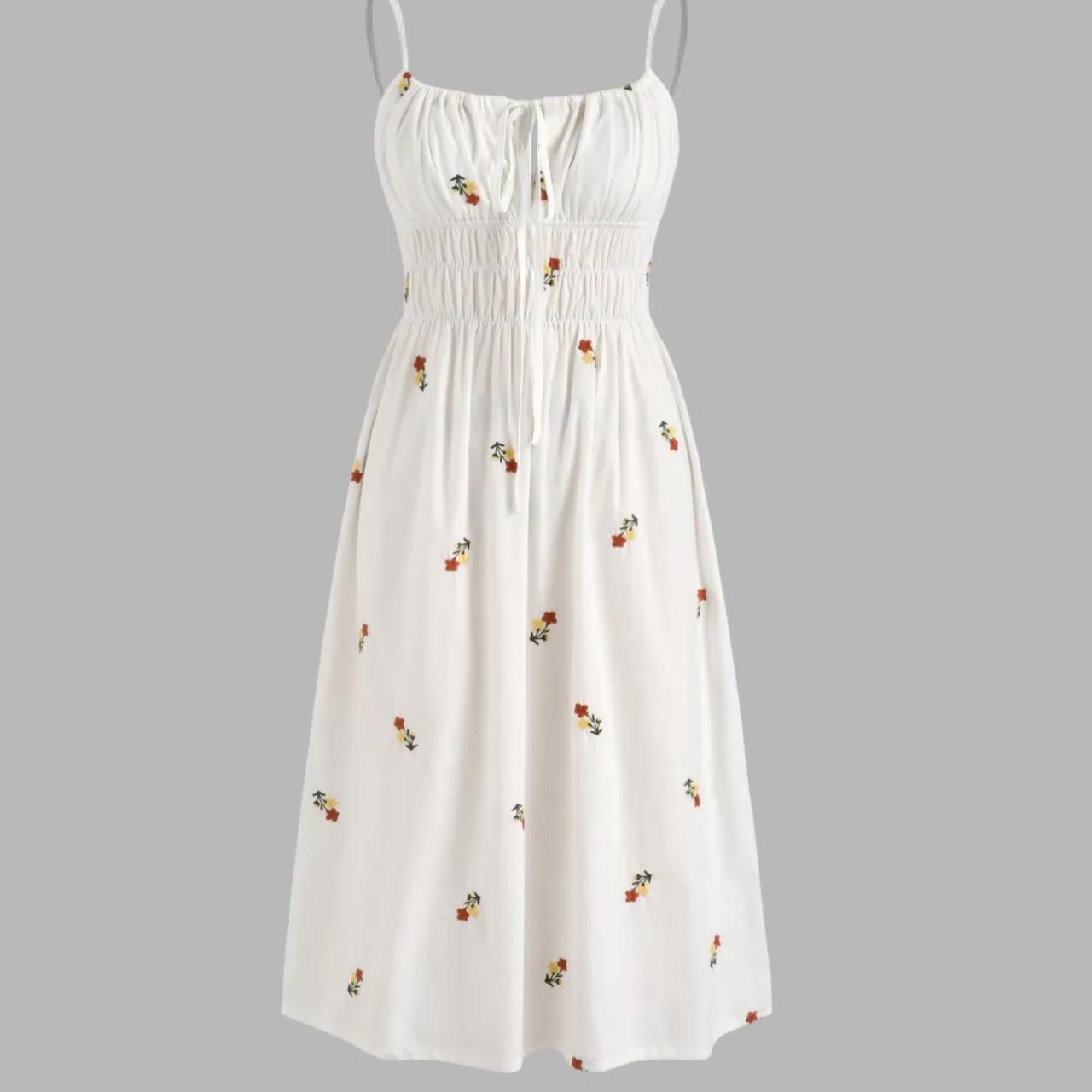 Robe brodé de fleurs - Depop