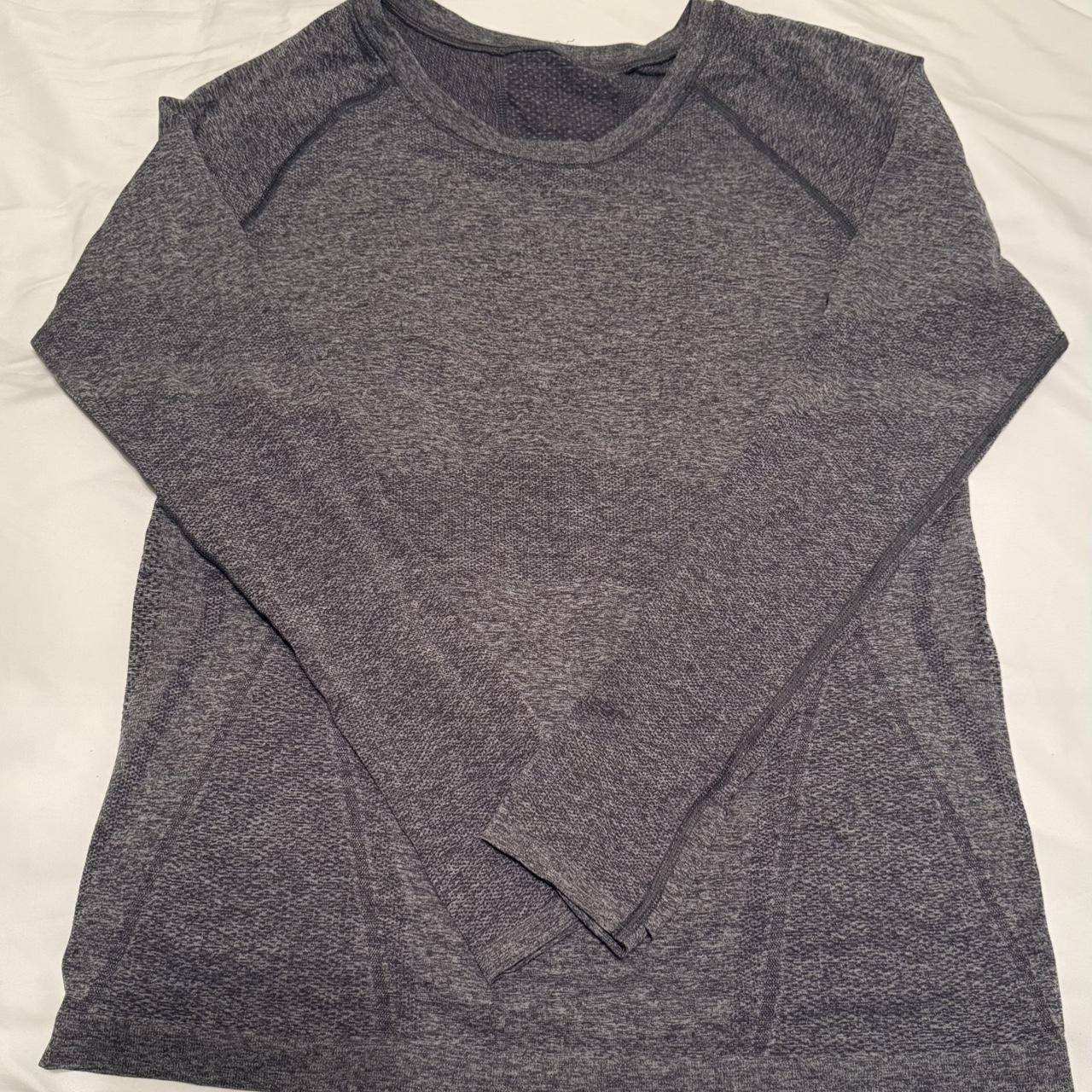athleta momentum seamless top (tag is off now) | Depop