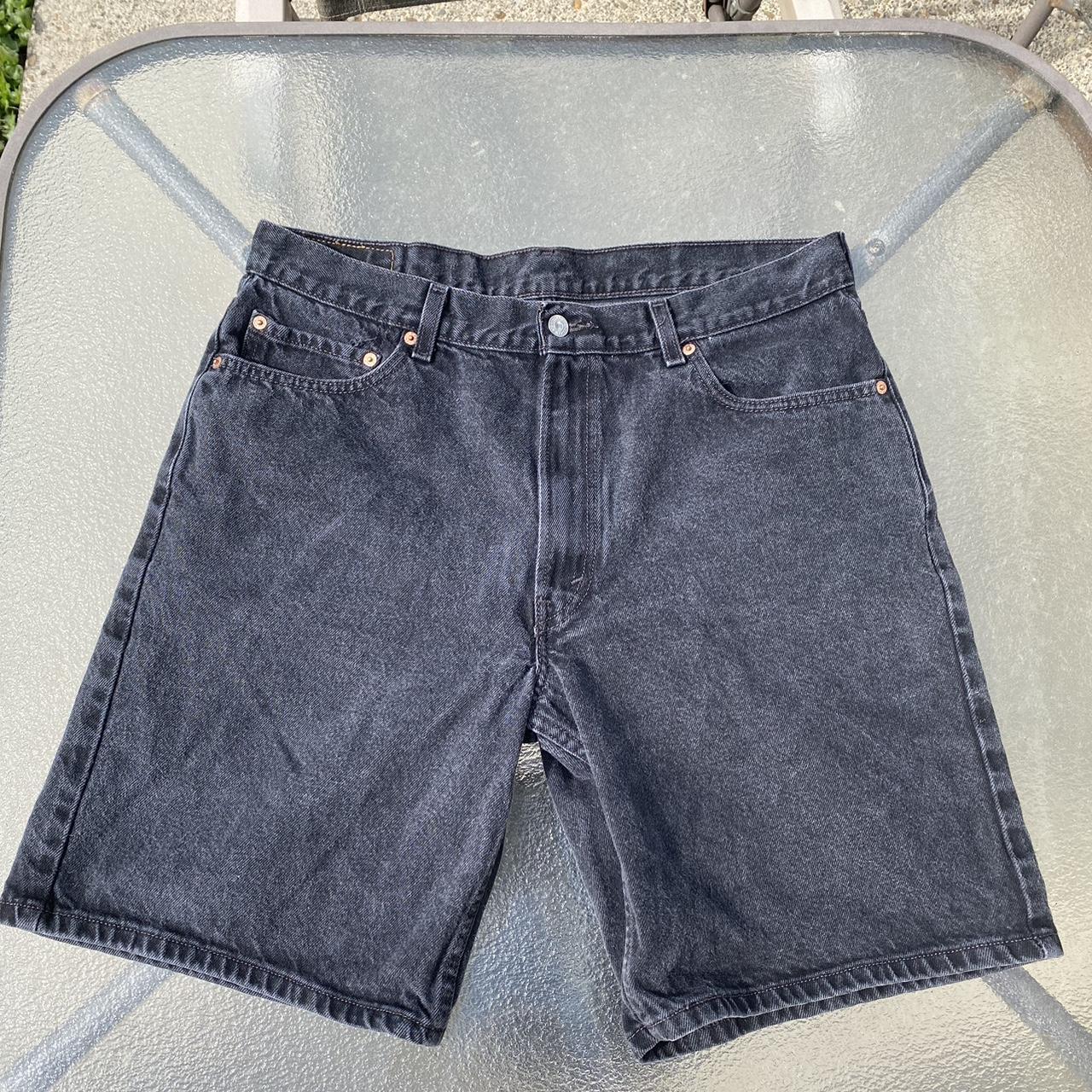 Black Levi 550 shorts - Depop