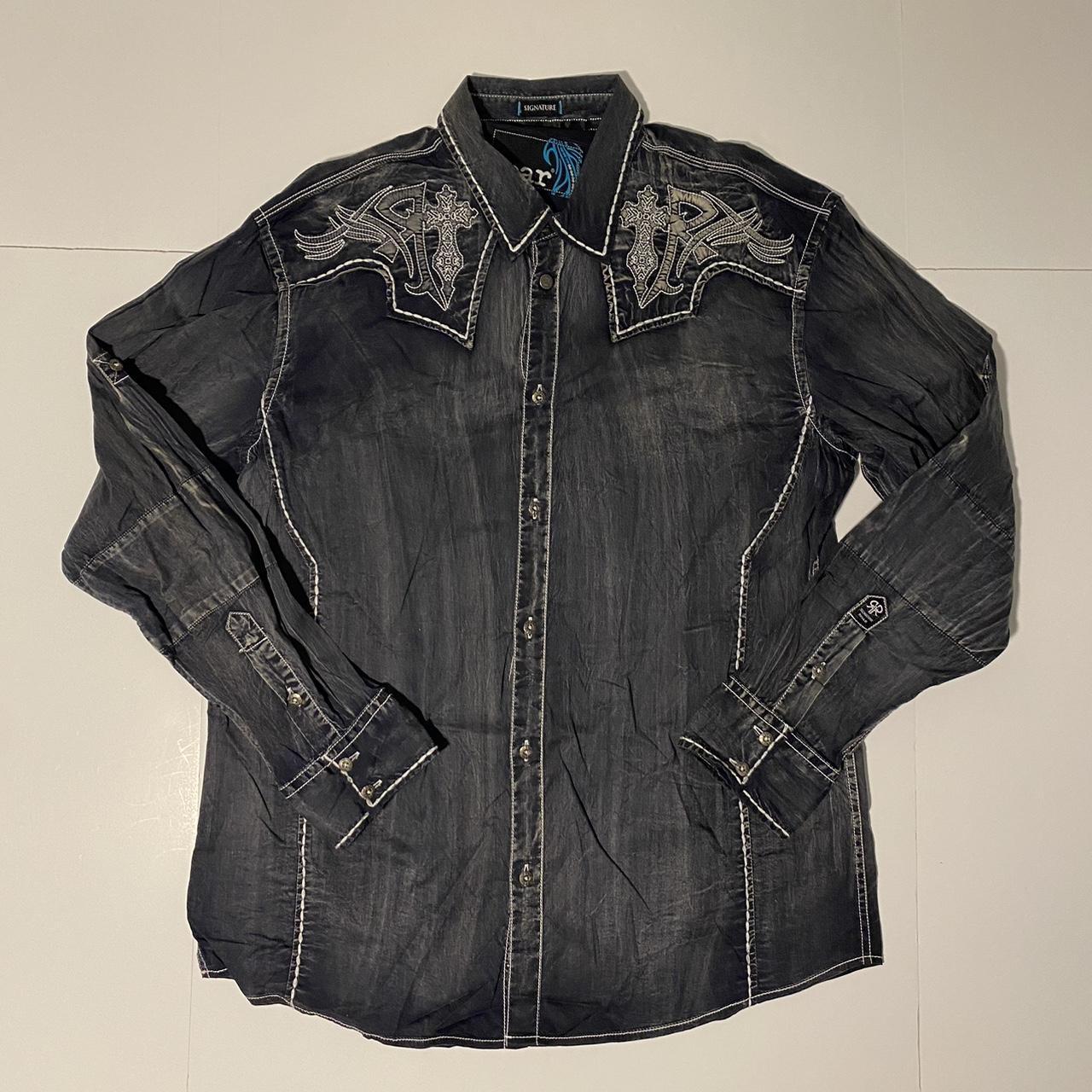 Vintage Y2K Grunge/Emo ROAR Casual Button Down Long... - Depop