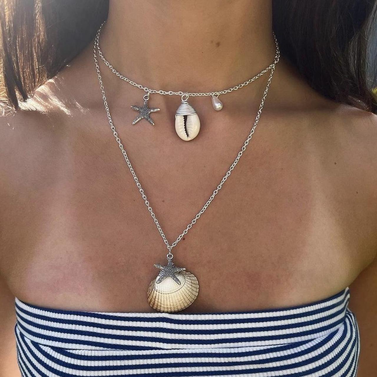 Carrie shell silver Clutter necklace Starfish and... - Depop