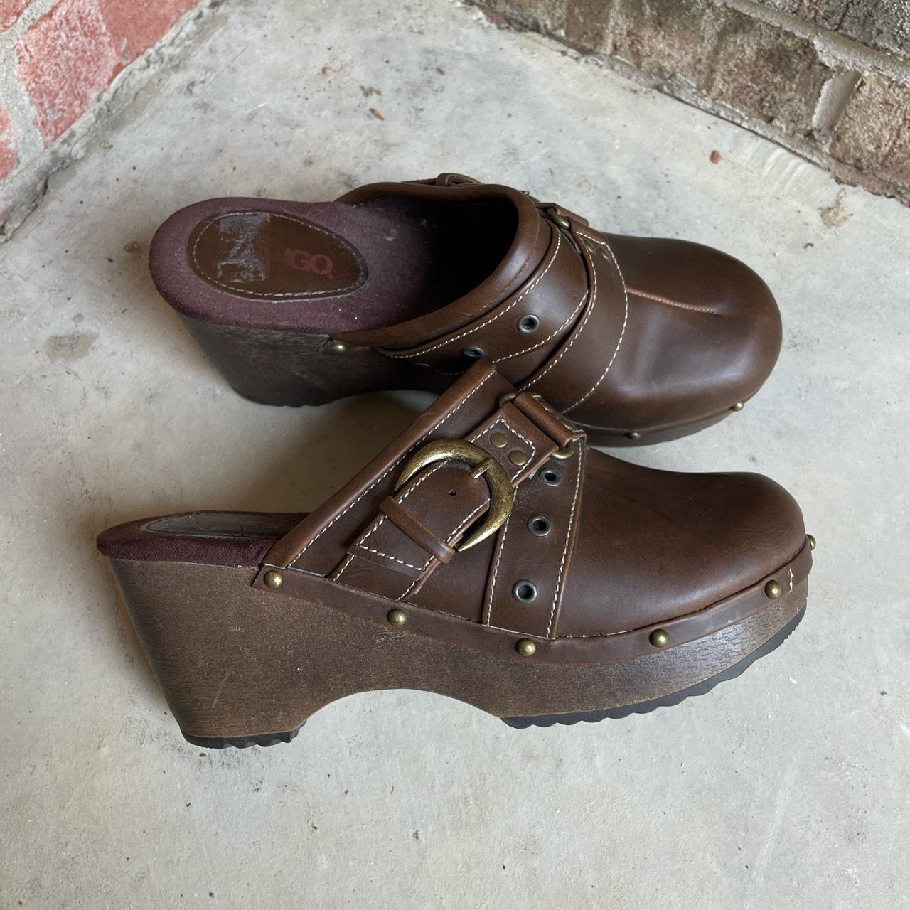 Y2K Bongo Chunky Brown Clogs Super cute stud and... - Depop