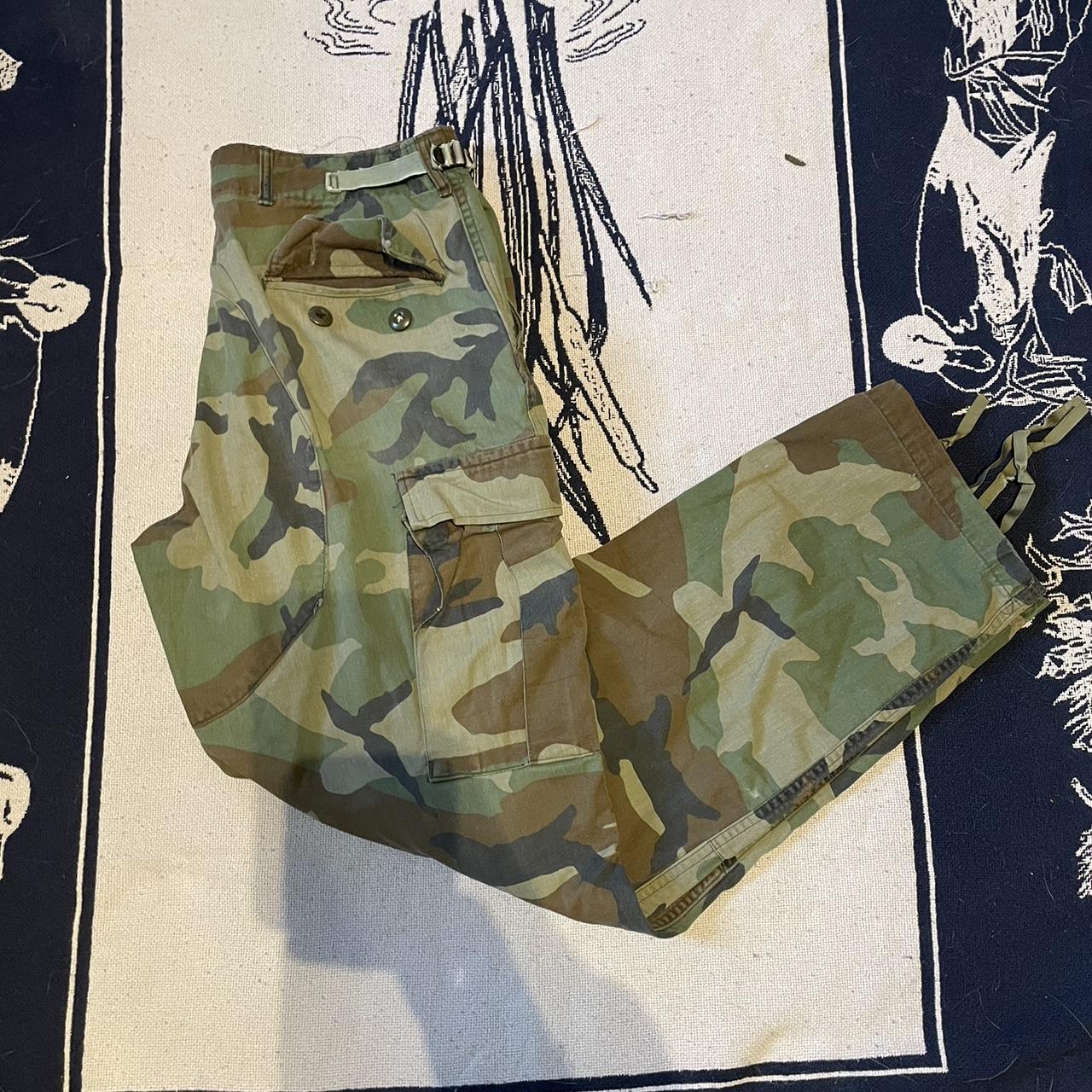2010s real Army Camo pants , no sizing , missing... - Depop