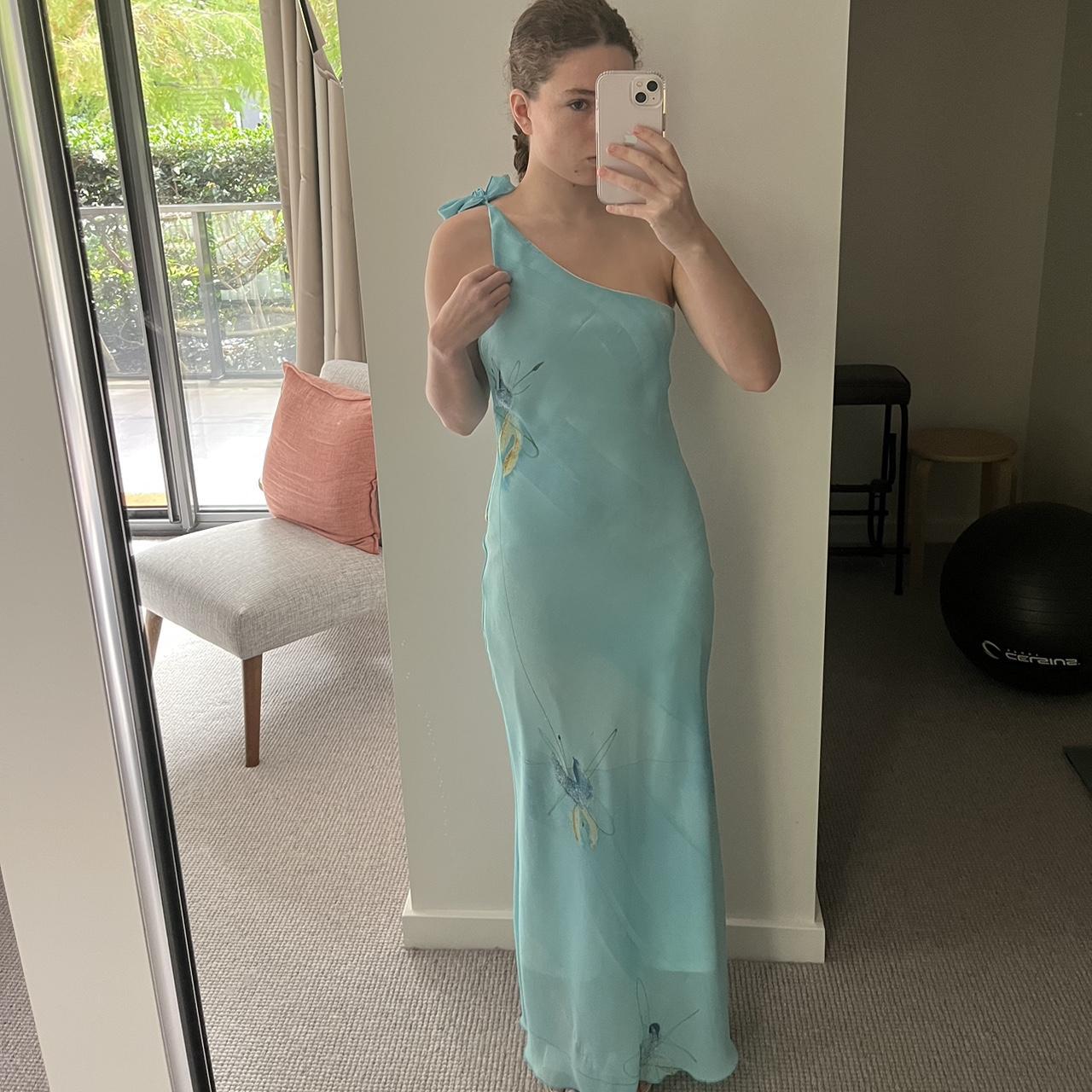 Vintage Isabella Design Collection gown Size 6... - Depop