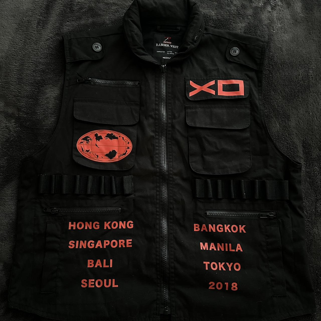 Very rare XO Asia tour piece with no marks , peeling... - Depop