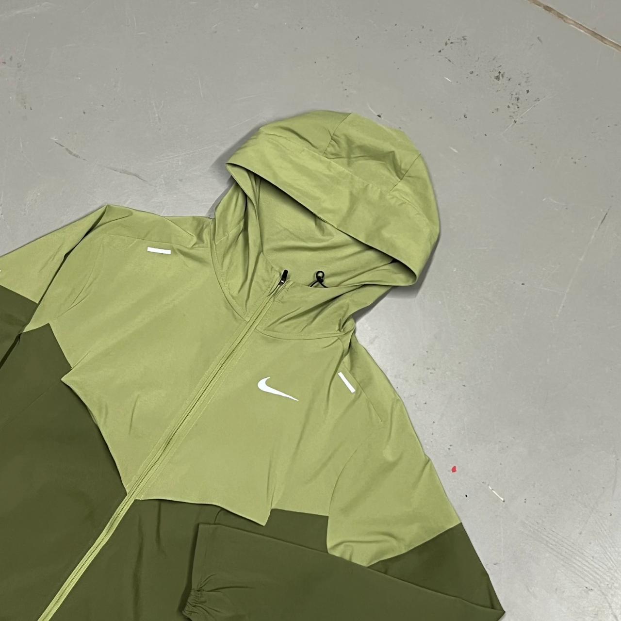 Nike Repel Windrunner Hooded Running / Windbreaker ... - Depop