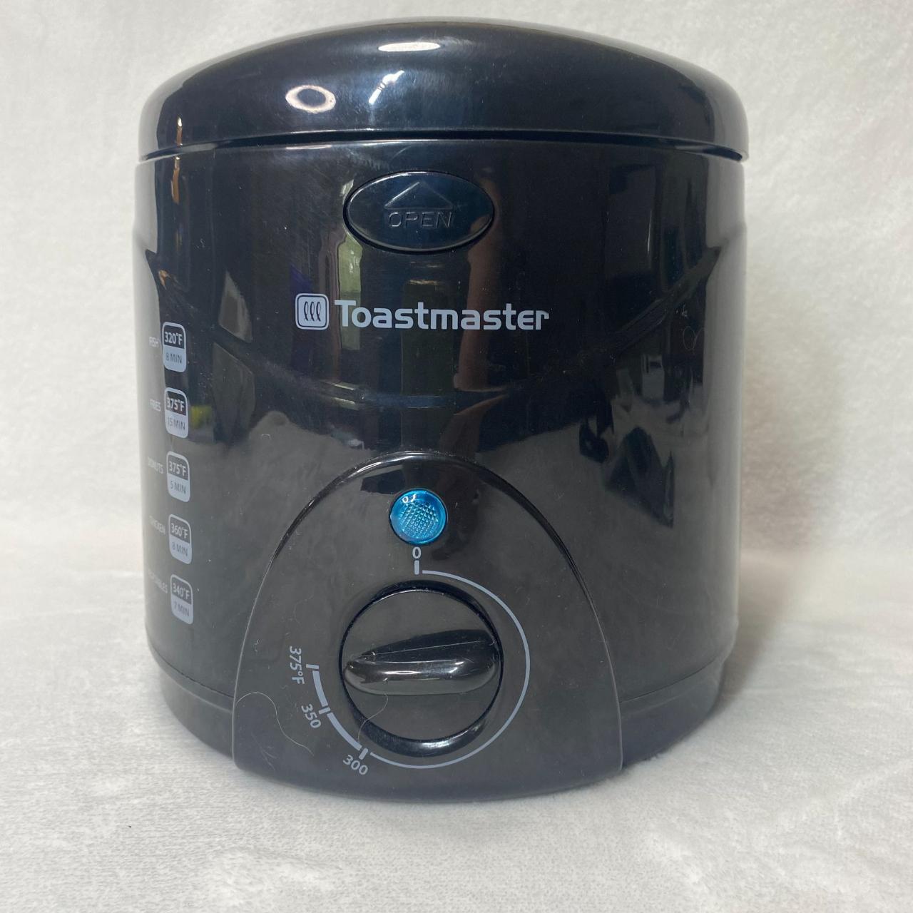 Toastmaster 1-Liter Deep Fryer with Basket & Manual... - Depop