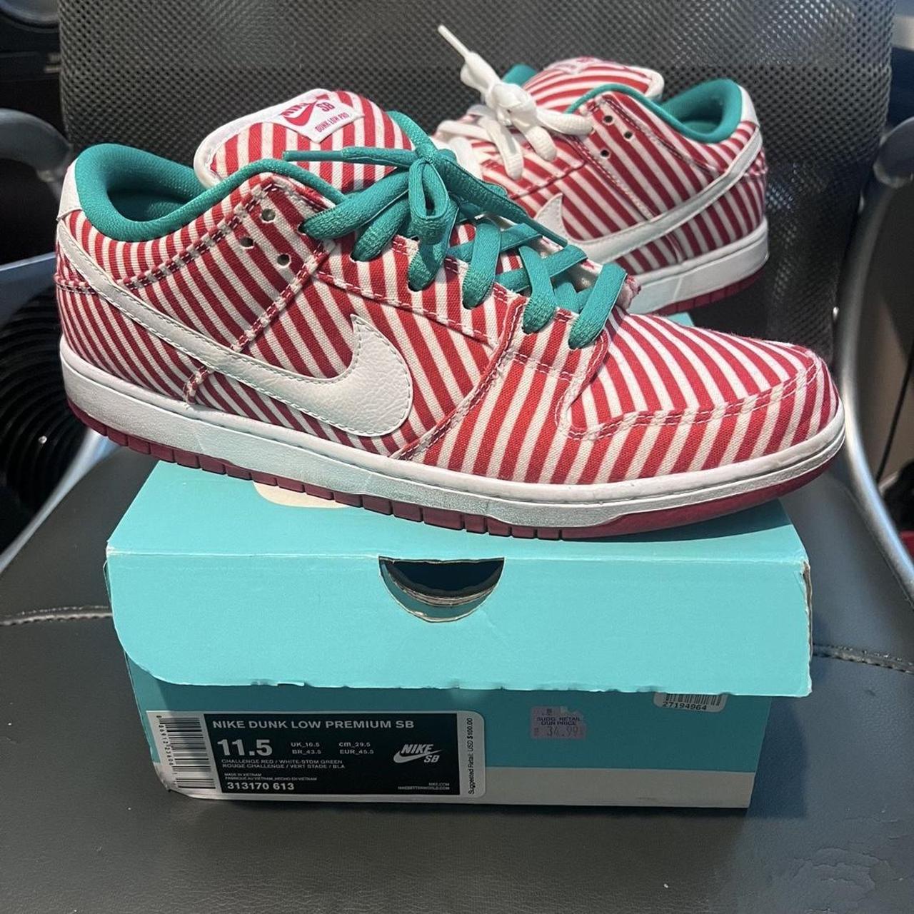 *RARE* NIKE DUNK SB LOW PRO SIZE 11.5 peppermint... - Depop