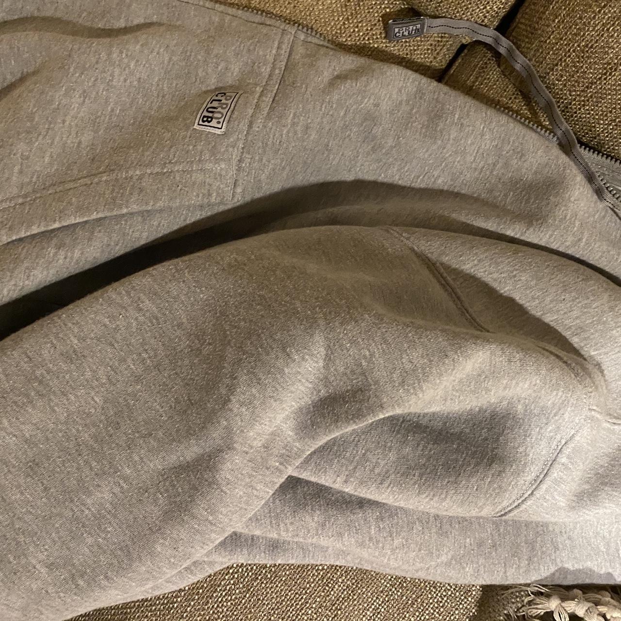 medium gray heavy weight proclub the zipper fell off - Depop