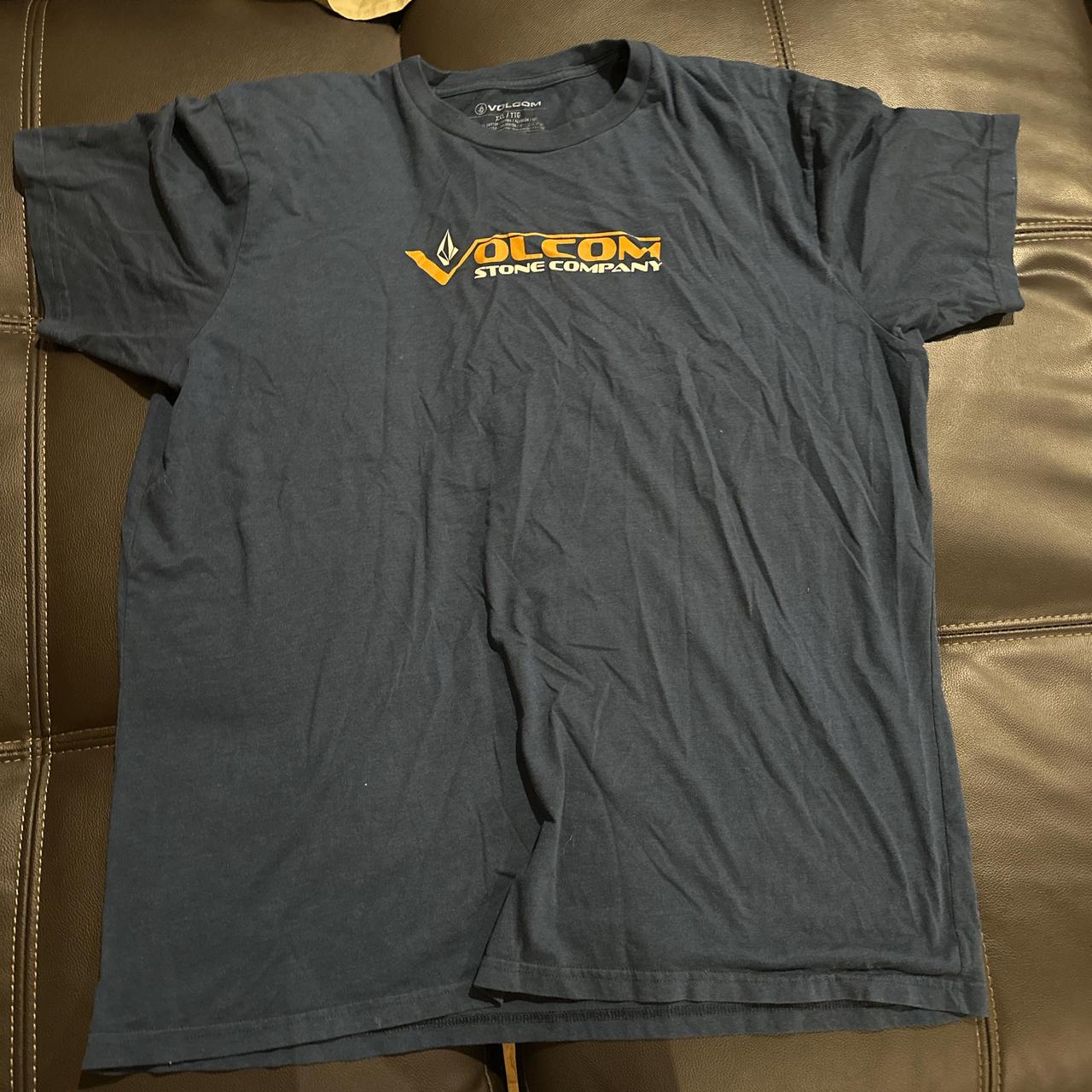 Navy blue Volcom shirt XXL #vintage | Depop