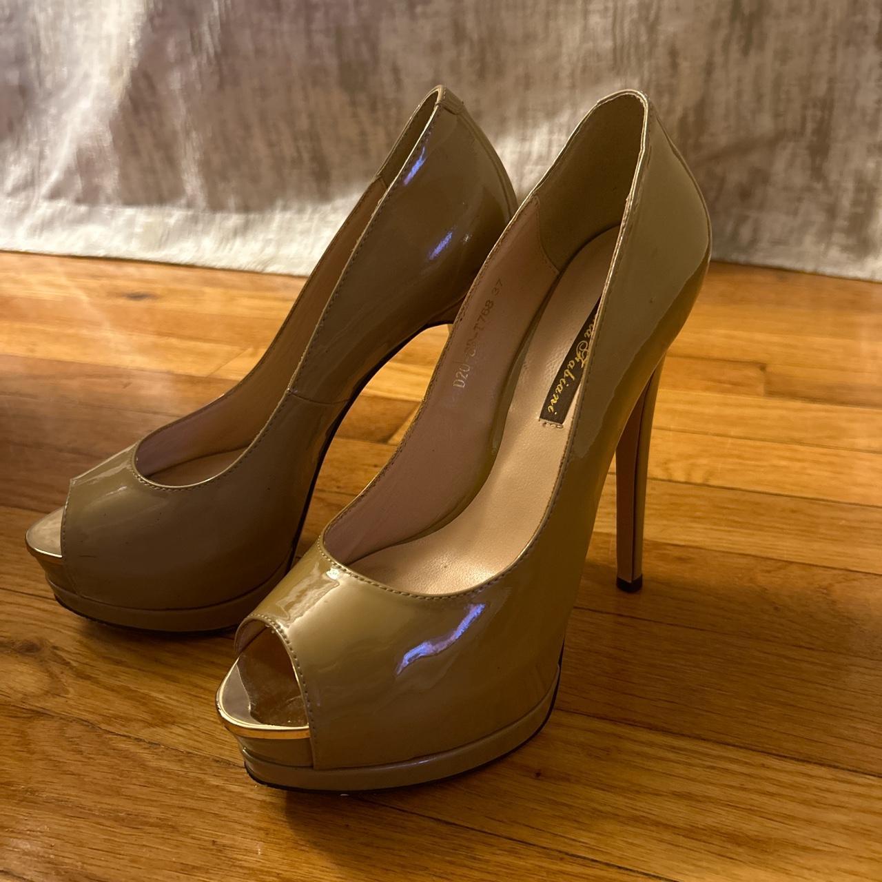 Sasha Fabiani high heel shoes Have signs of wear.... | Depop