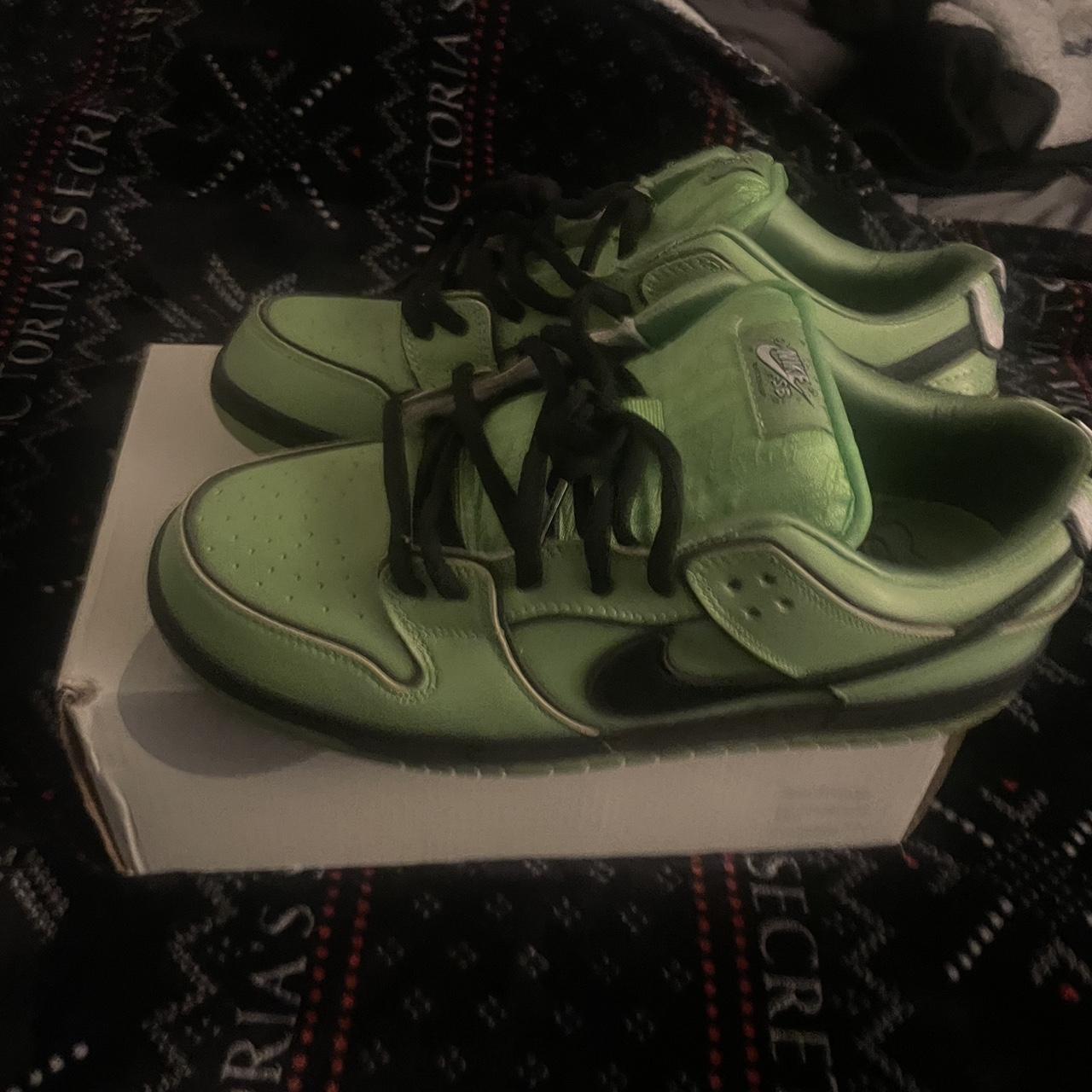 Power puff dunks (re3p) - Depop