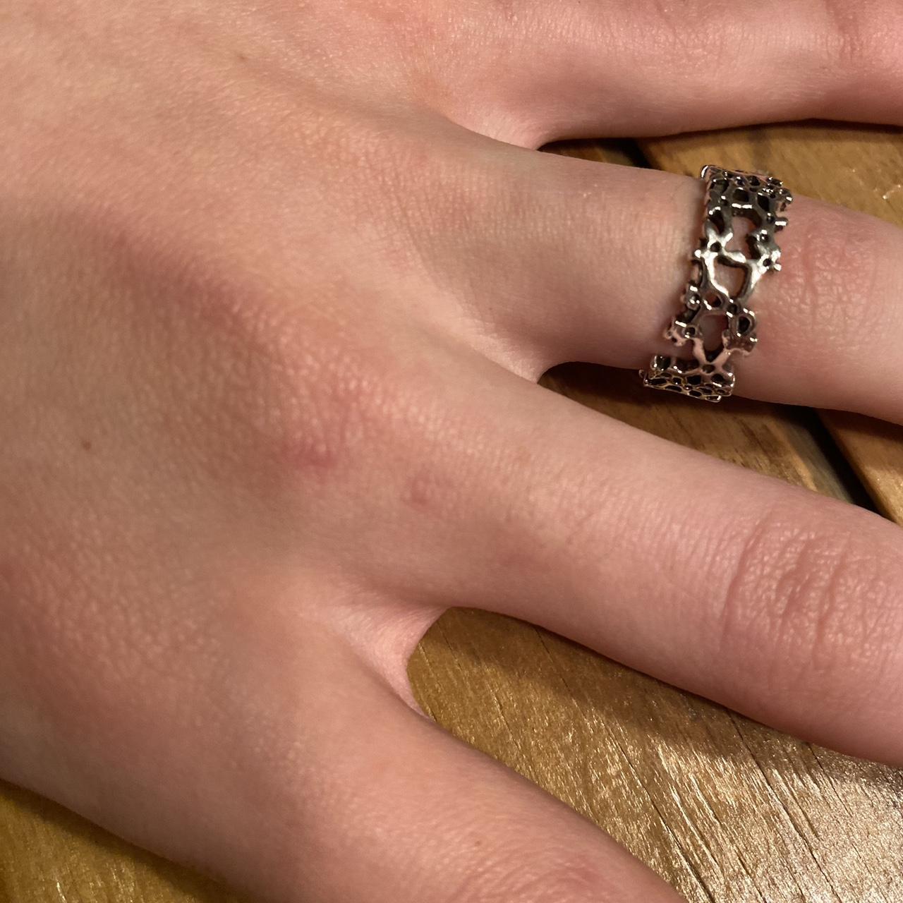 Vintage ring Silver color ring Size... - Depop