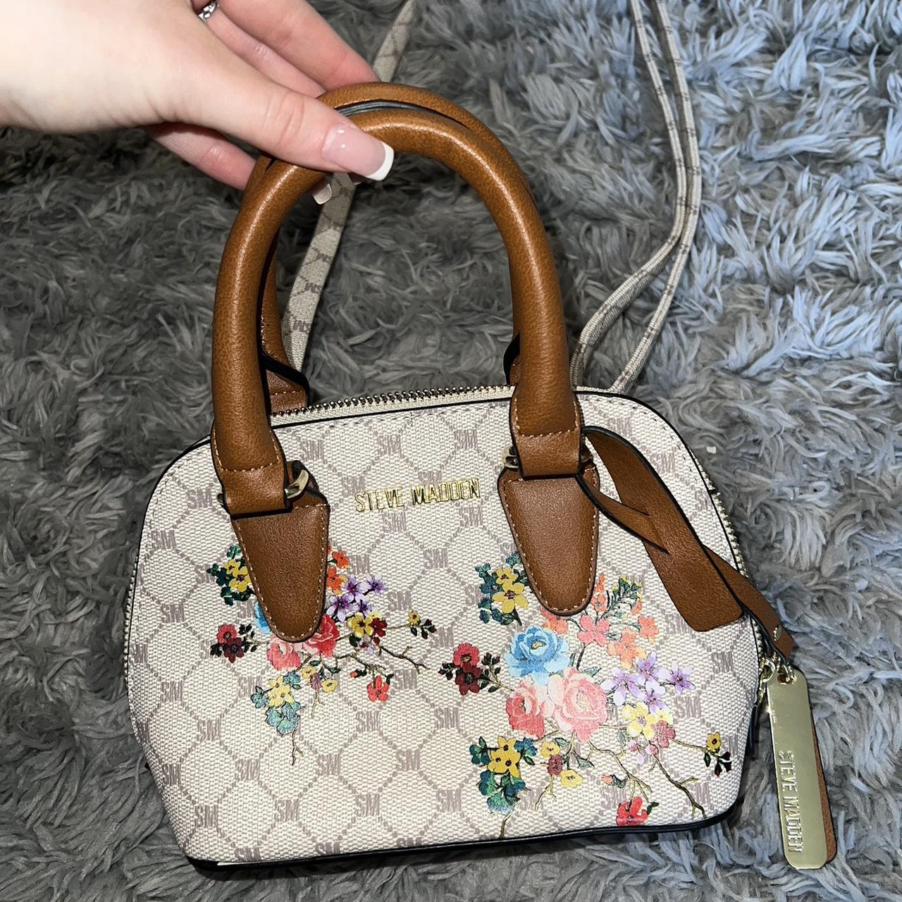 Steven Madden mini purse 👛 Removable strap - Depop