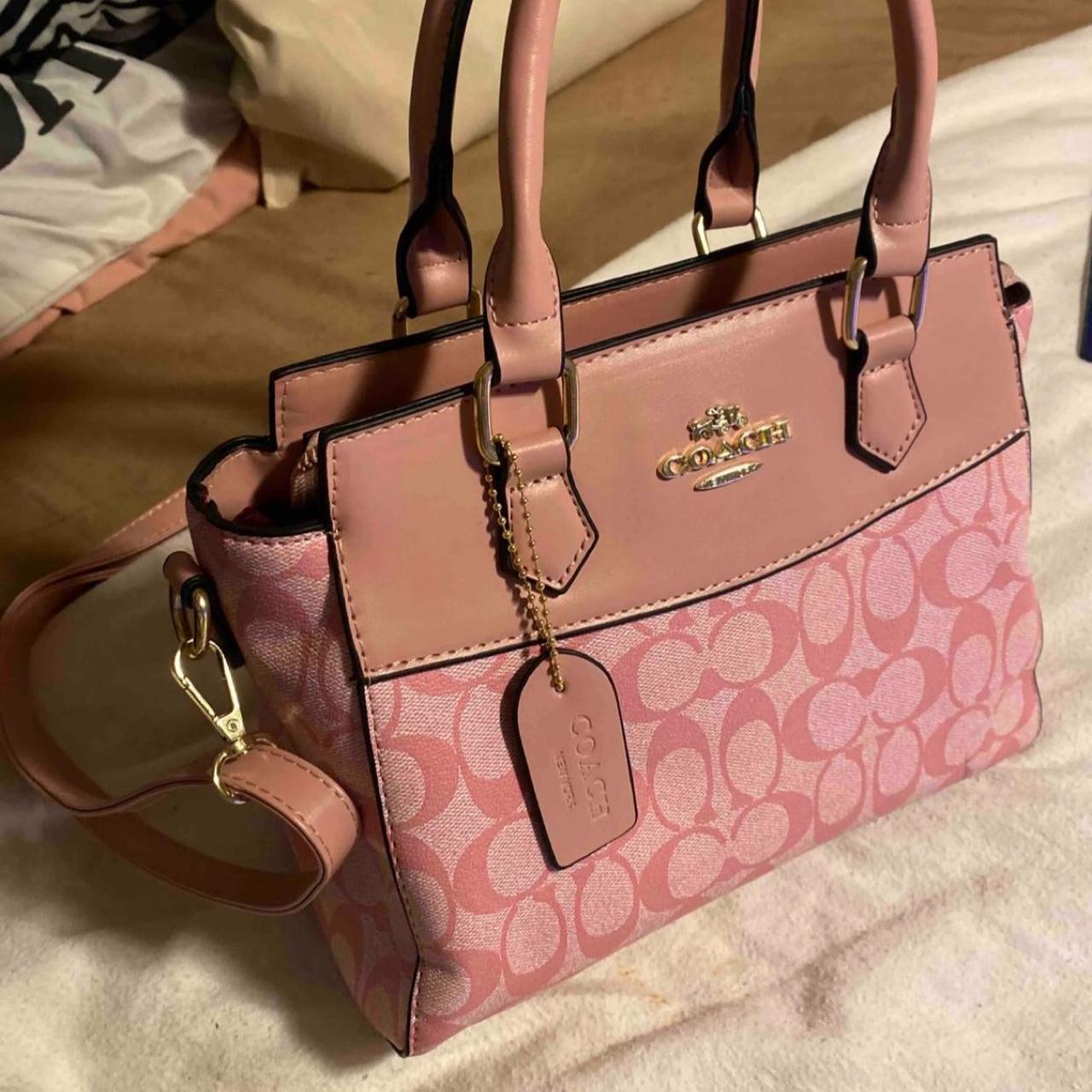 COACH pink purse 🩷New never used 🩷Cute 🩷Elegant &... - Depop