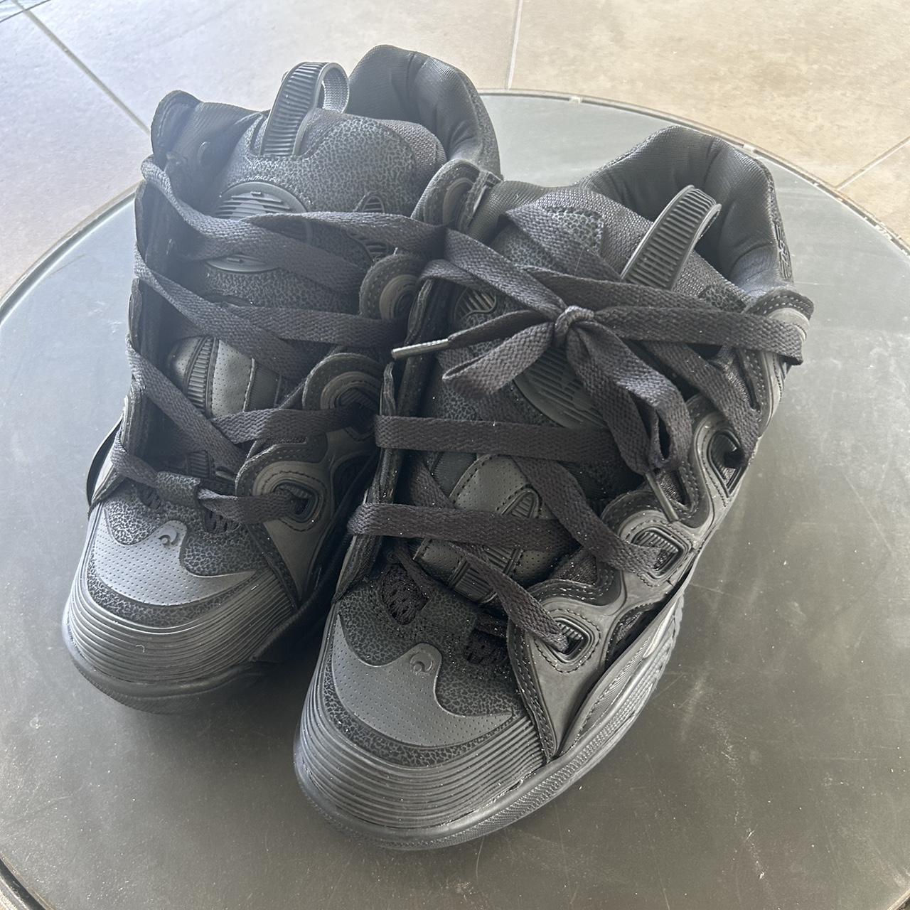 Osiris D3 2001 Triple Black Limited Edition - Depop