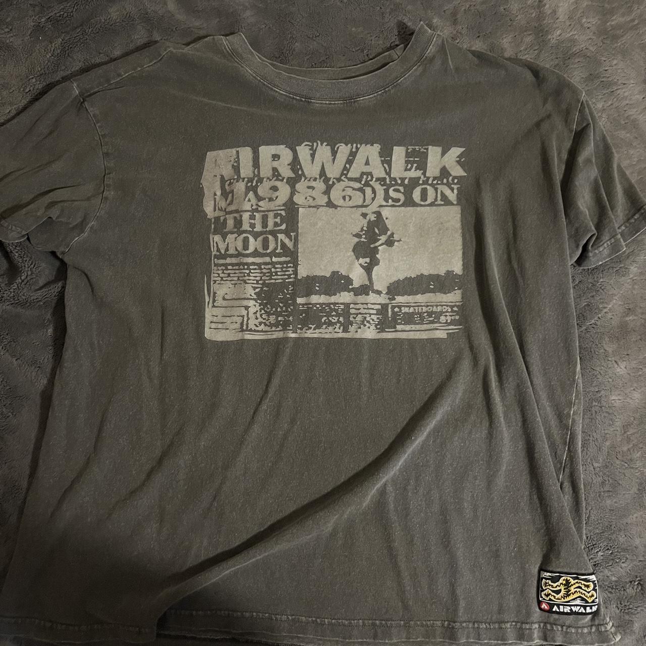 Means medium t shirt. - Depop