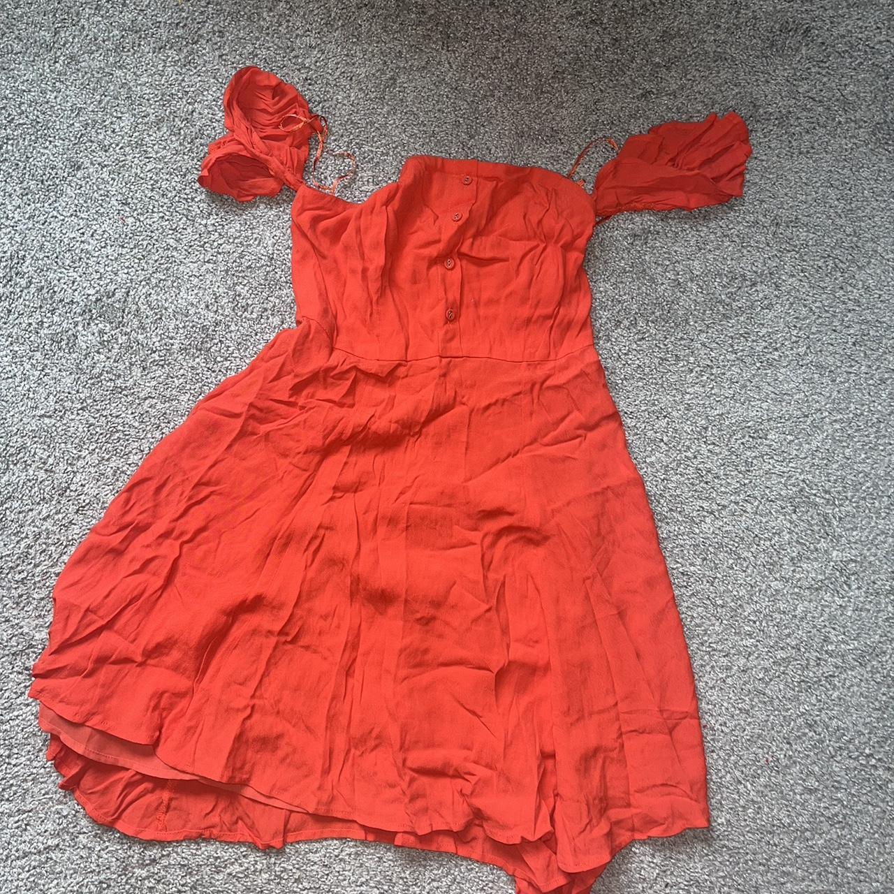 Red Dress Brand ASTR 10/10 size s the sleeves of... - Depop