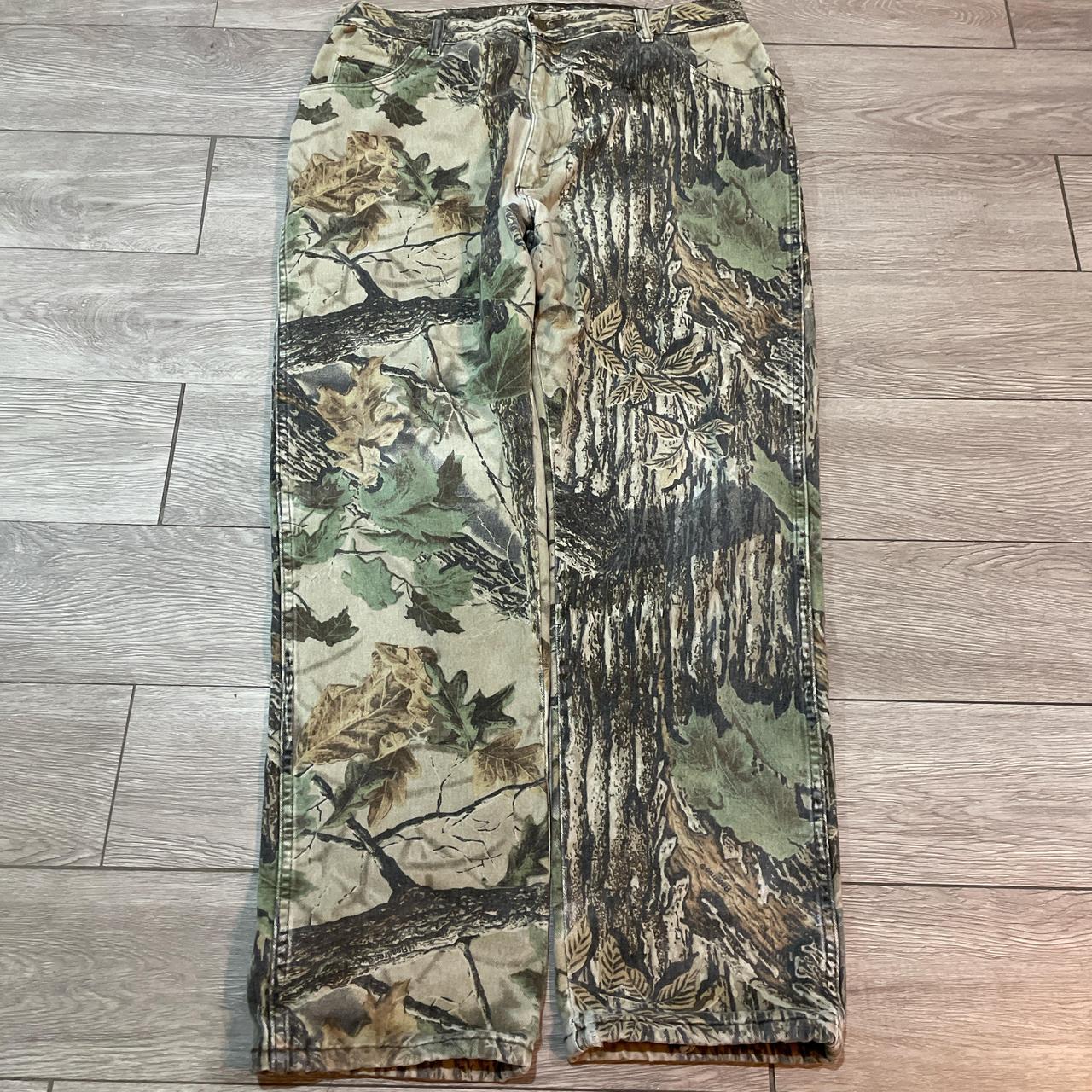 Camo real tree pants - Depop