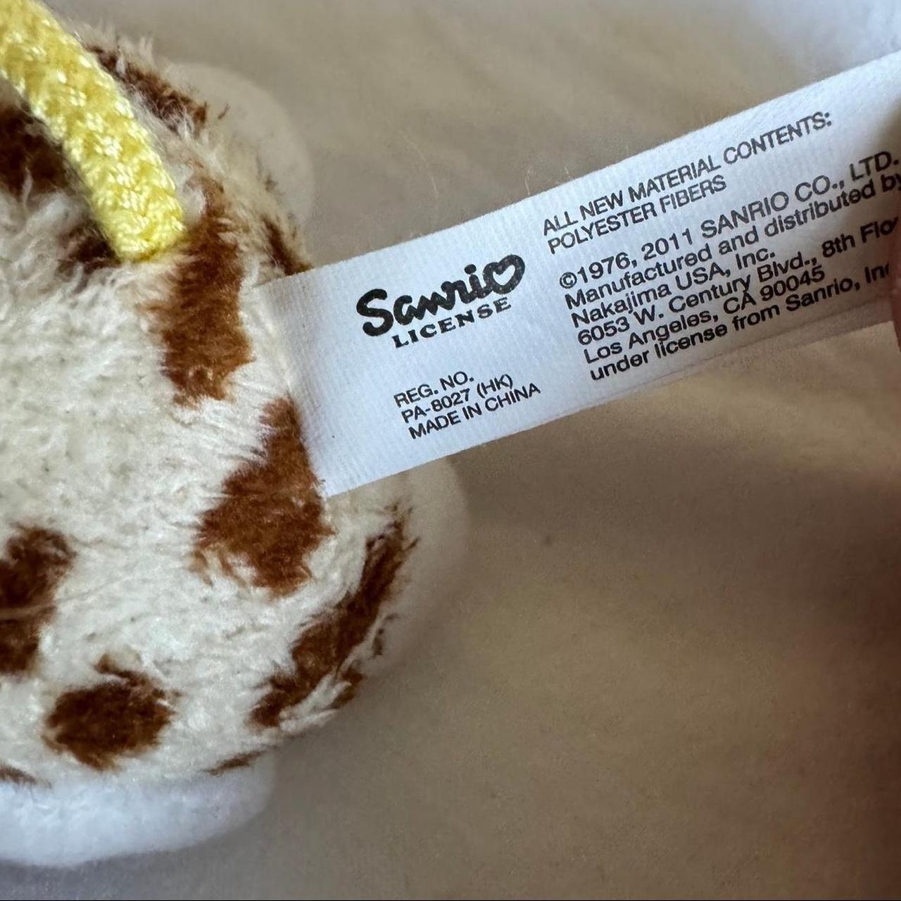 Hello Kitty Sanrio 2011 plush giraffe costume... - Depop