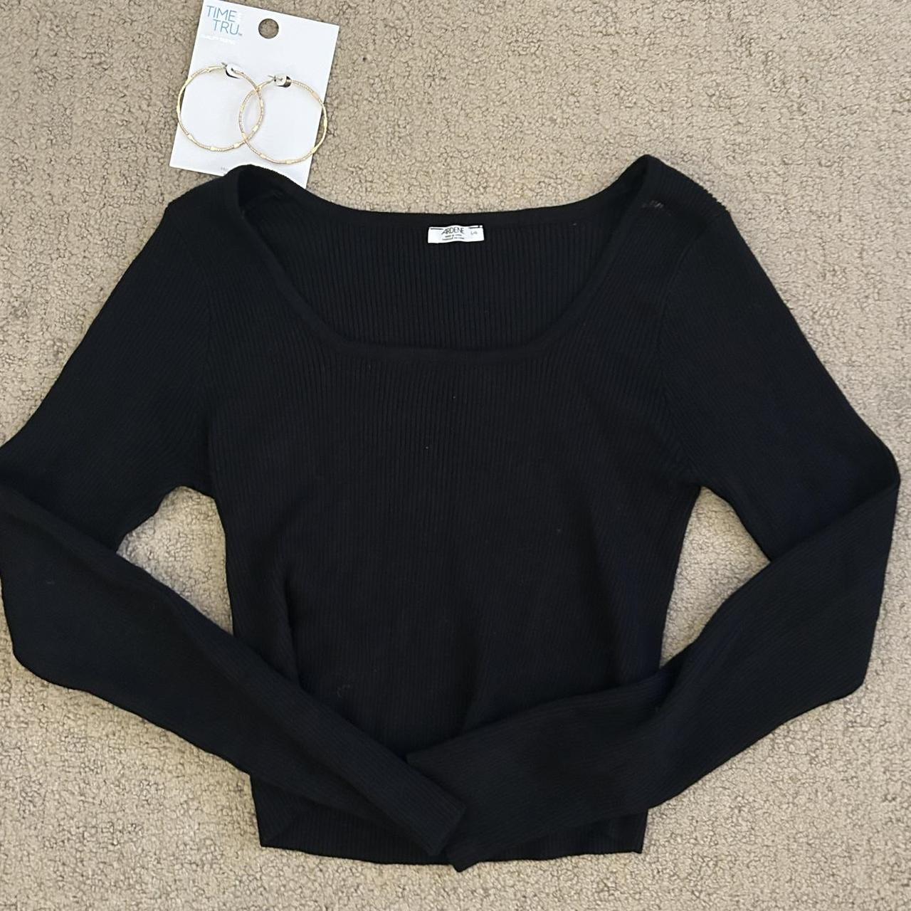Black long sleeve top #longsleeve - Depop