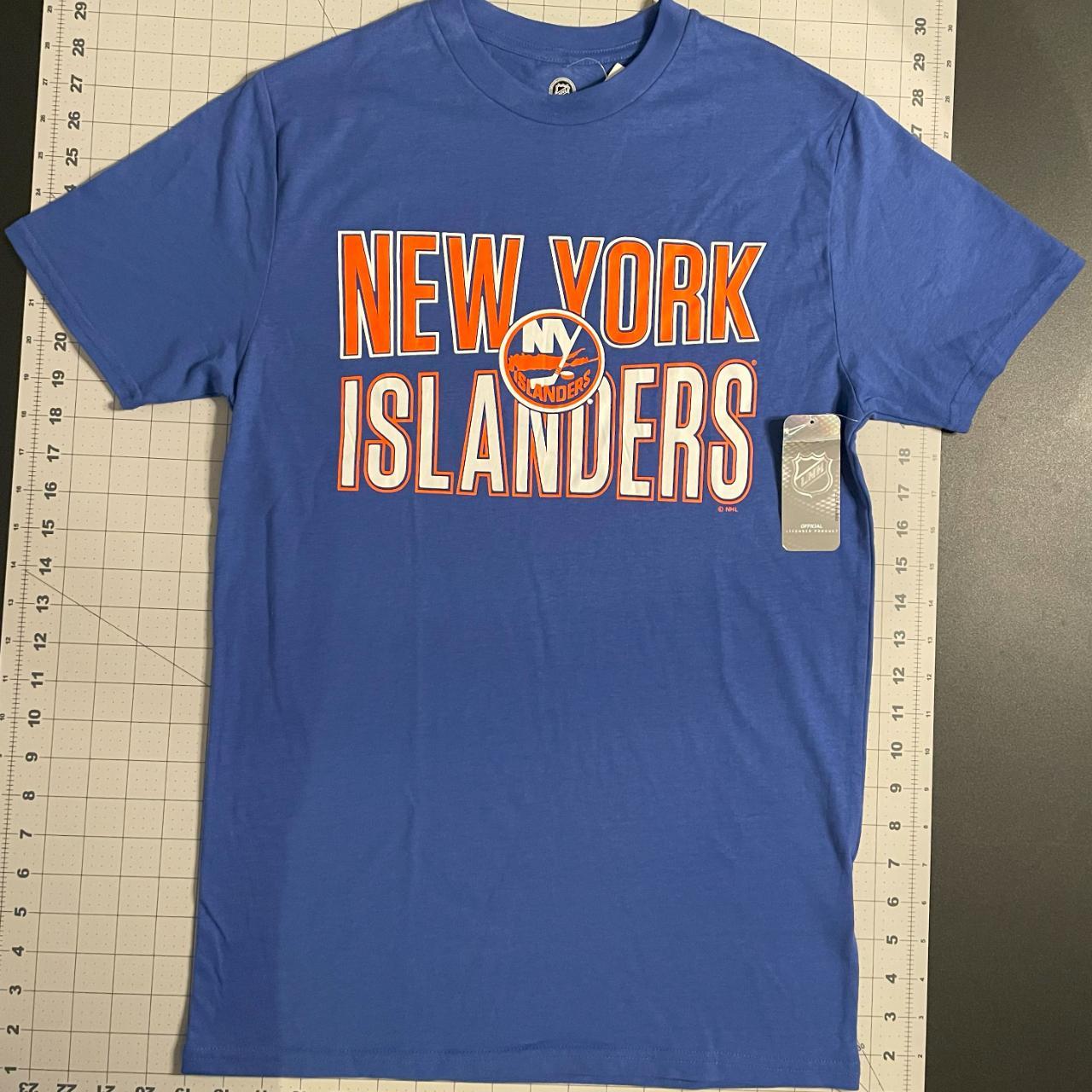New York Islanders Short sleeve Blue Men T-shirt ... - Depop