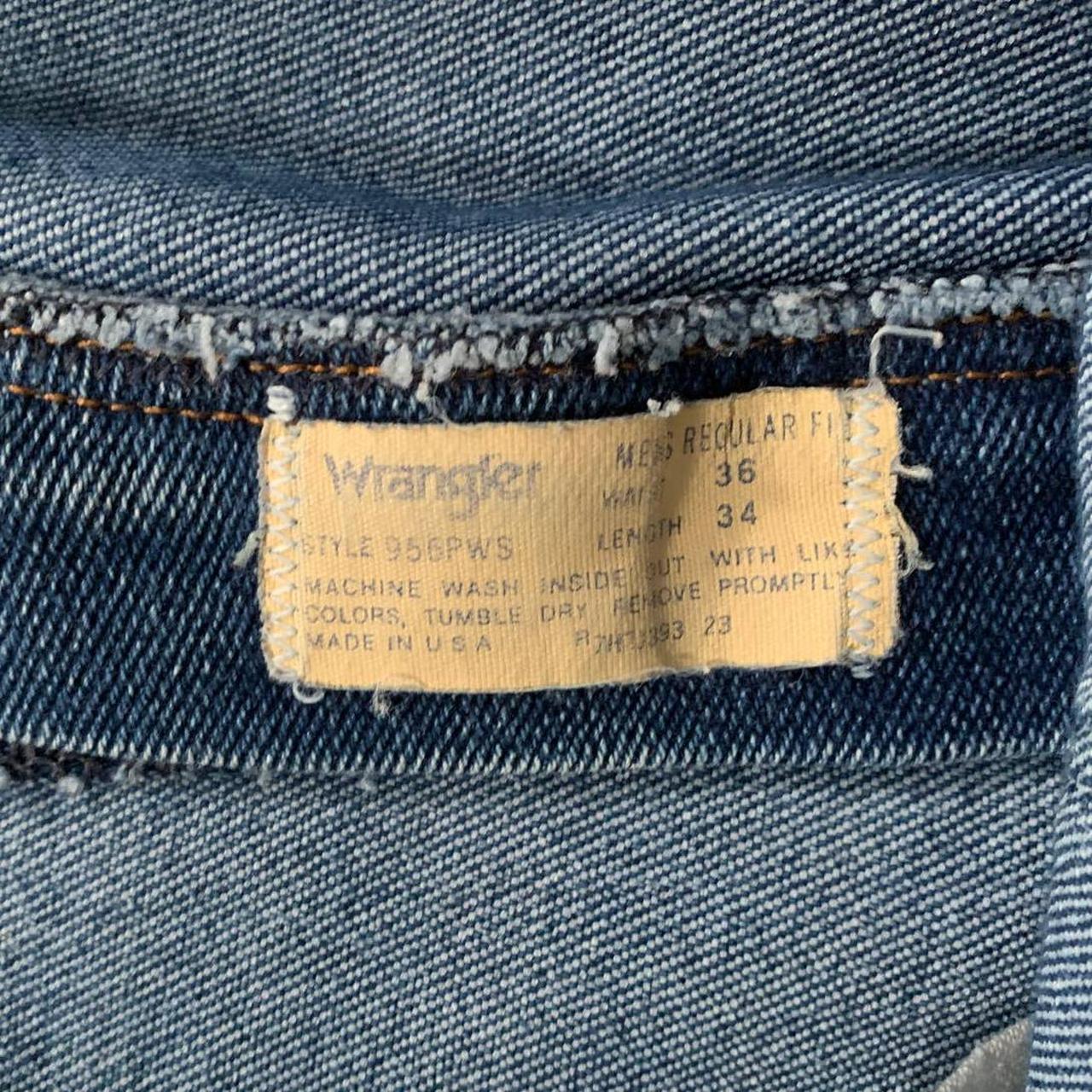1980s WRANGLER PLEATED JEANS 8/10 condition. Fading... - Depop