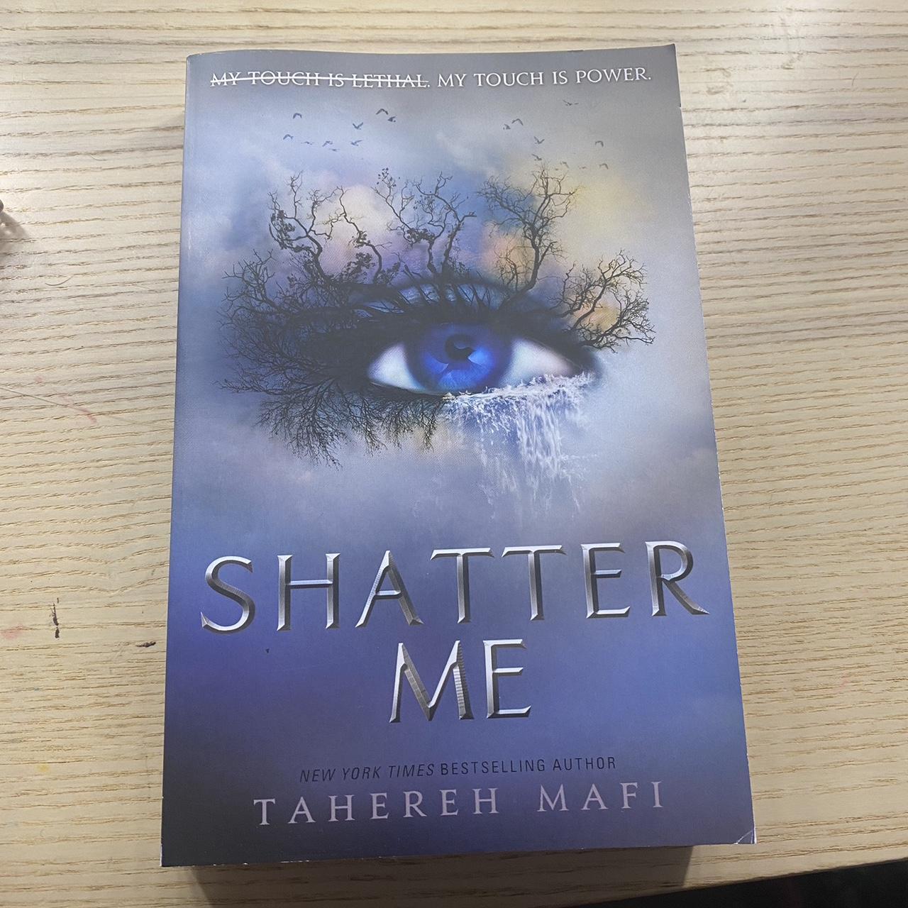 Shatter me book 1💗 perfect condition selling because... - Depop