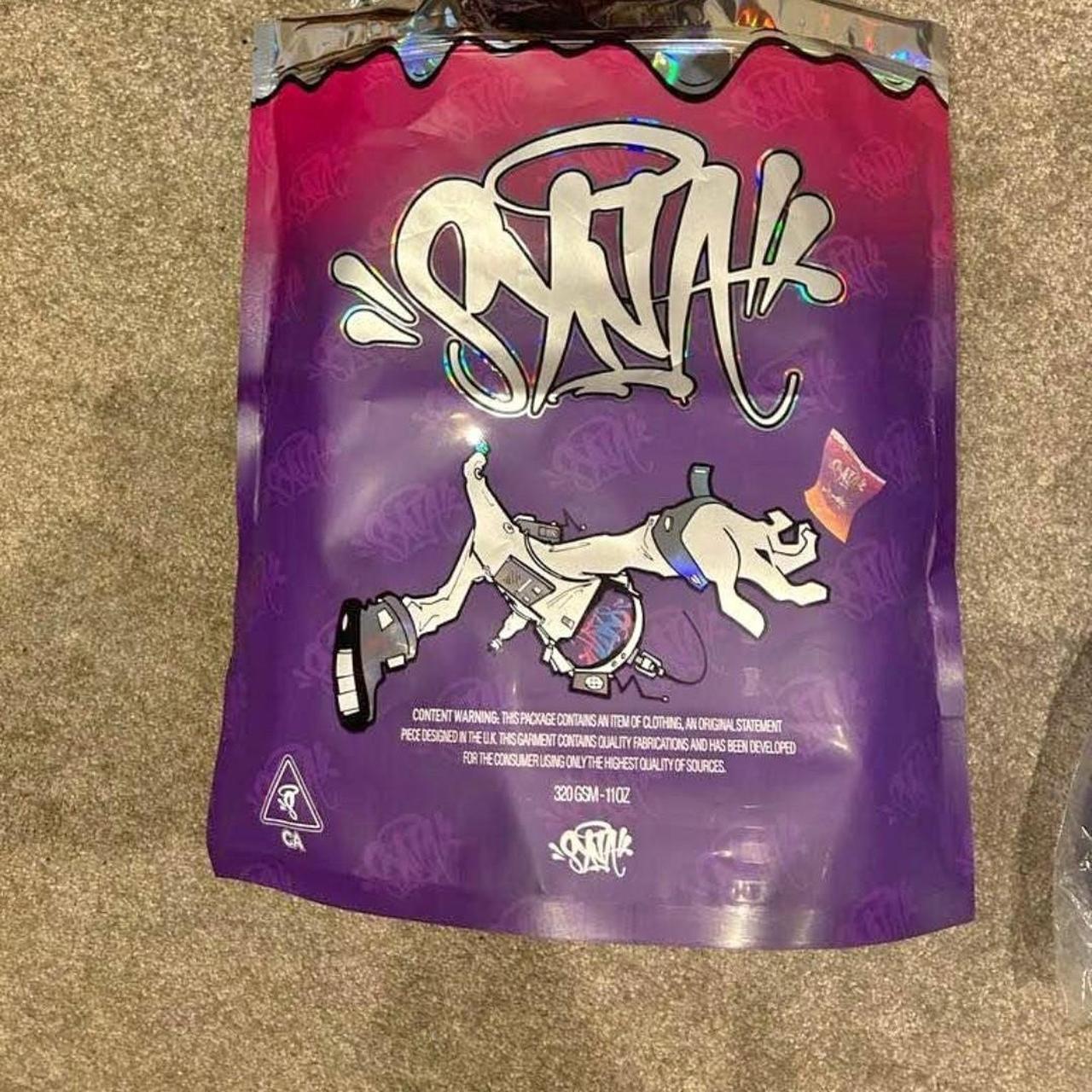 Syna world tracksuit - Depop