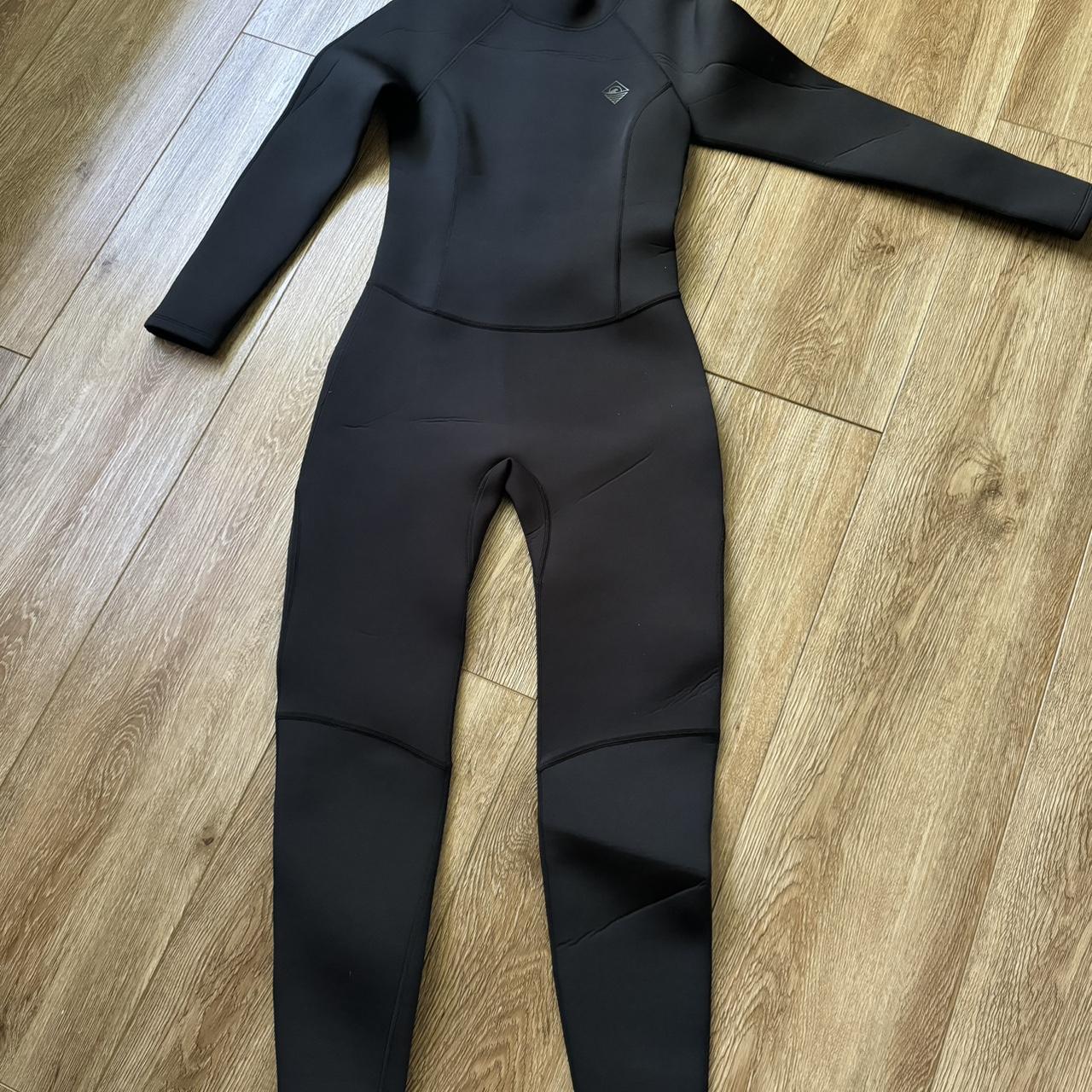 Full body wetsuit New with tags Size Small Unisex - Depop