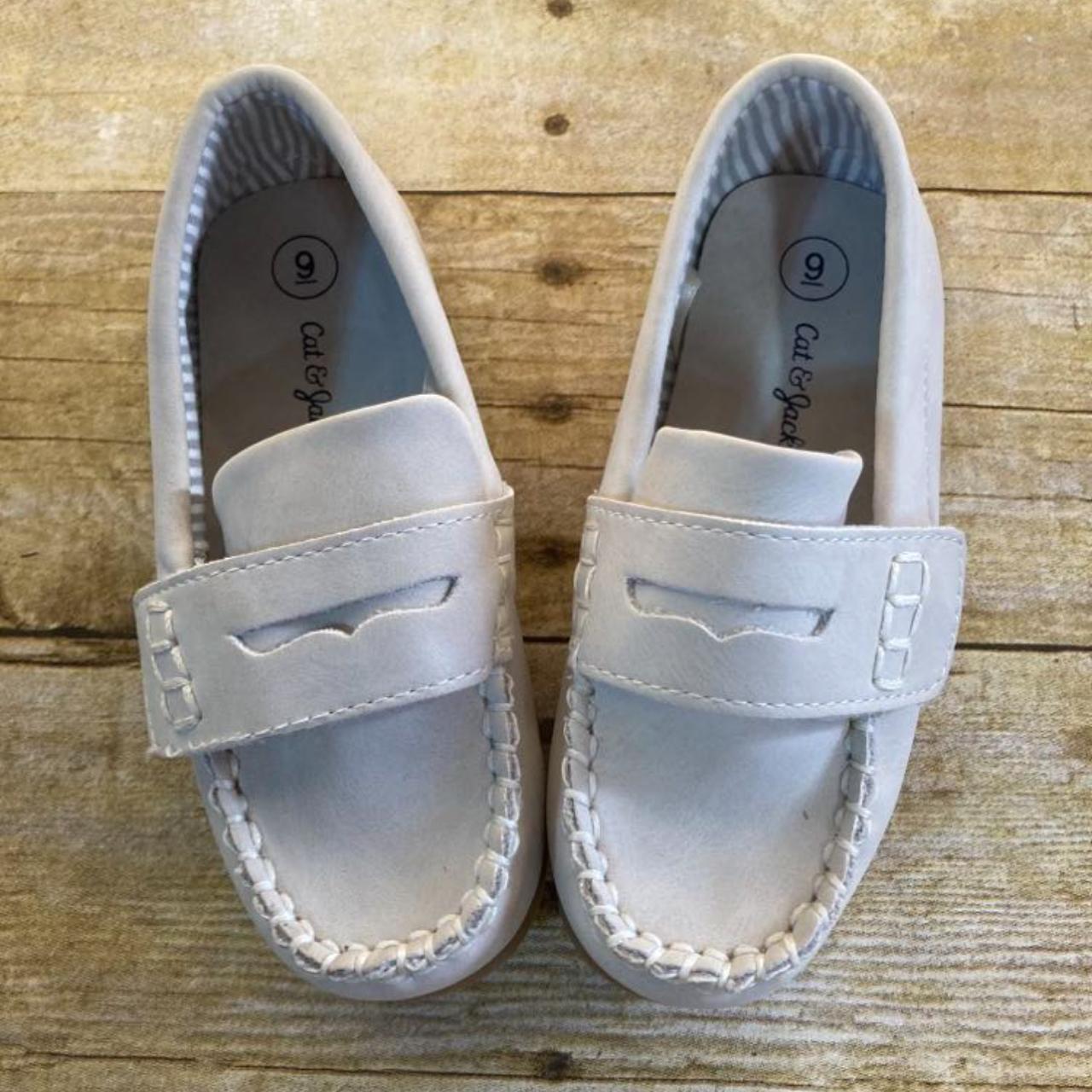 Kids' size 9 Cat & Jack Shoes Loafers In excellent... - Depop