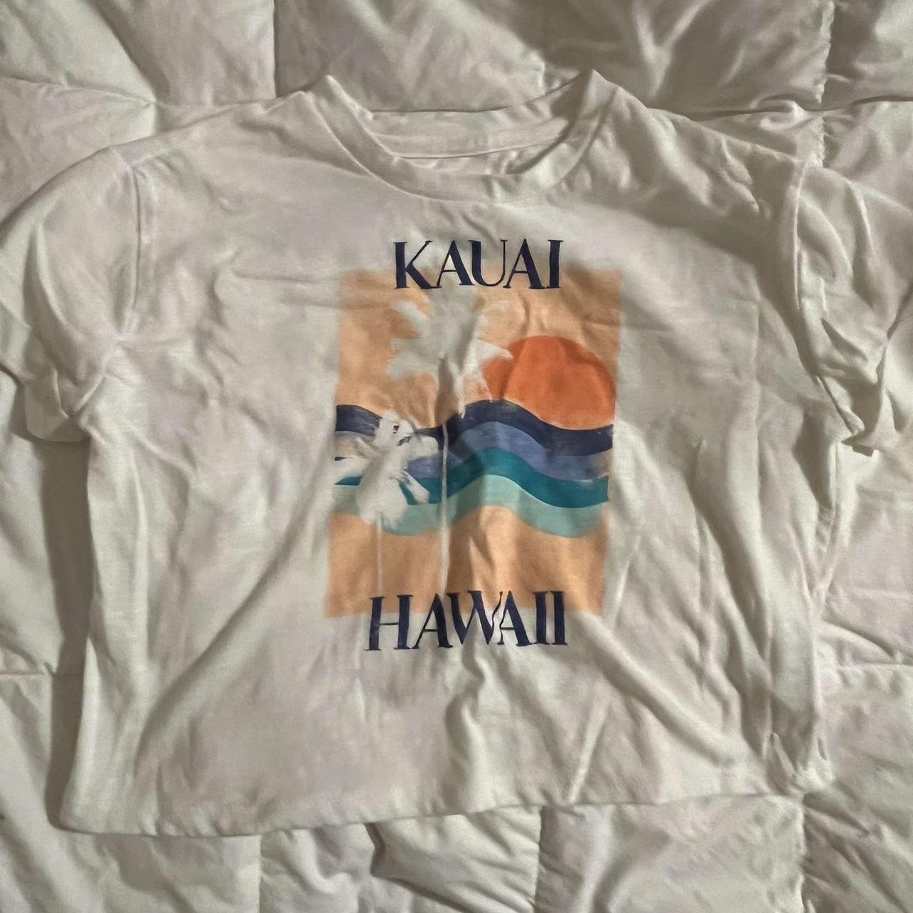 Hawaii Top from Epic Threads - Depop