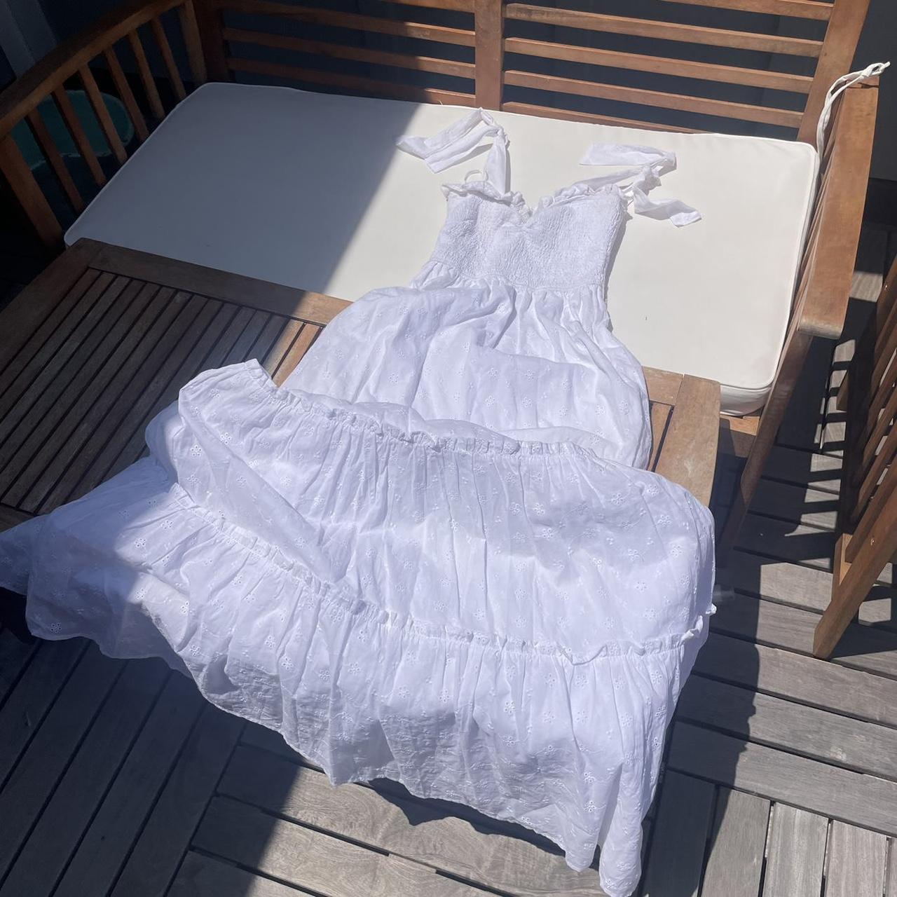Lulu’s long white dress for pref Cotton material so... - Depop