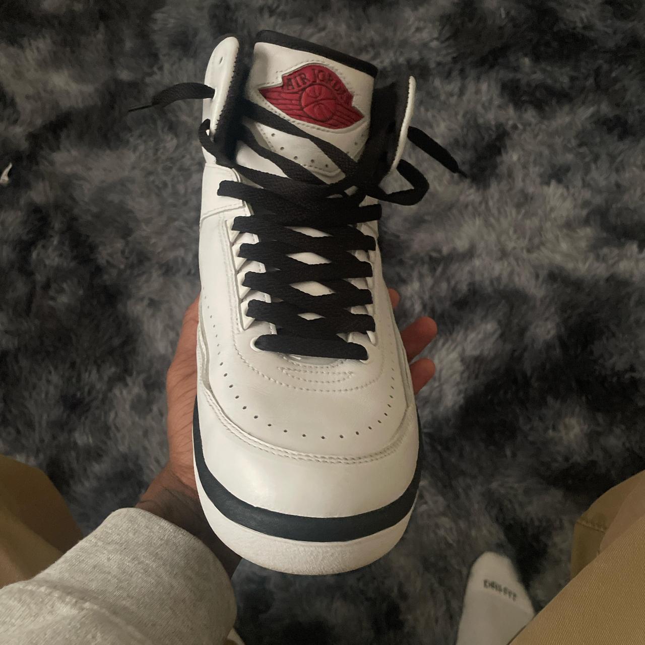 Slight worn jaordan 2 size 11 with box - Depop