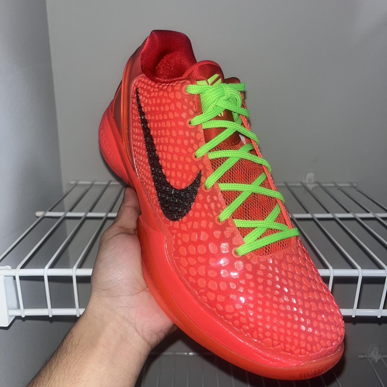 Kobe Reverse Grinches - Depop