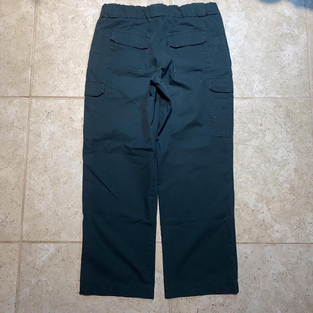 Dark Green Baggy Cargo Pants No flaws size 35x31... | Depop